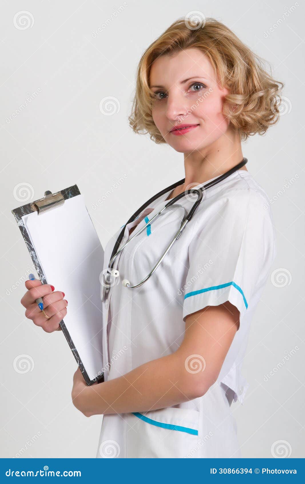 Kvinnlig Doktor Med Skrivplattan Arkivfoto - Bild av isolerat ... Kvinnlig Doktor Med Skrivplattan Arkivfoto - Bild av isolerat ...