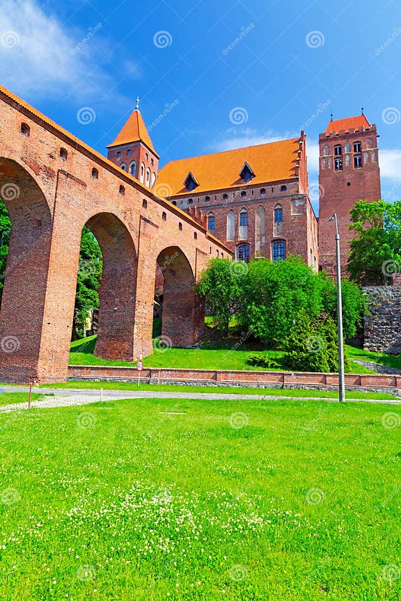 Kwidzyn Castle and Cathedral Stock Image - Image of knight, grass: 31545841