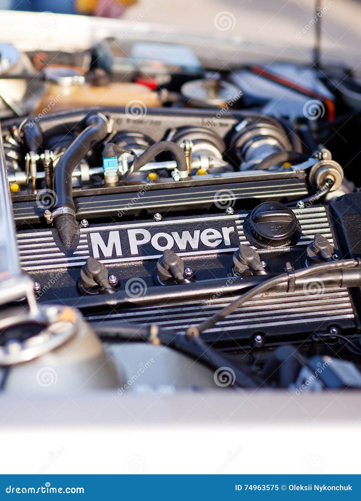 Bmw E24 M6 Engine