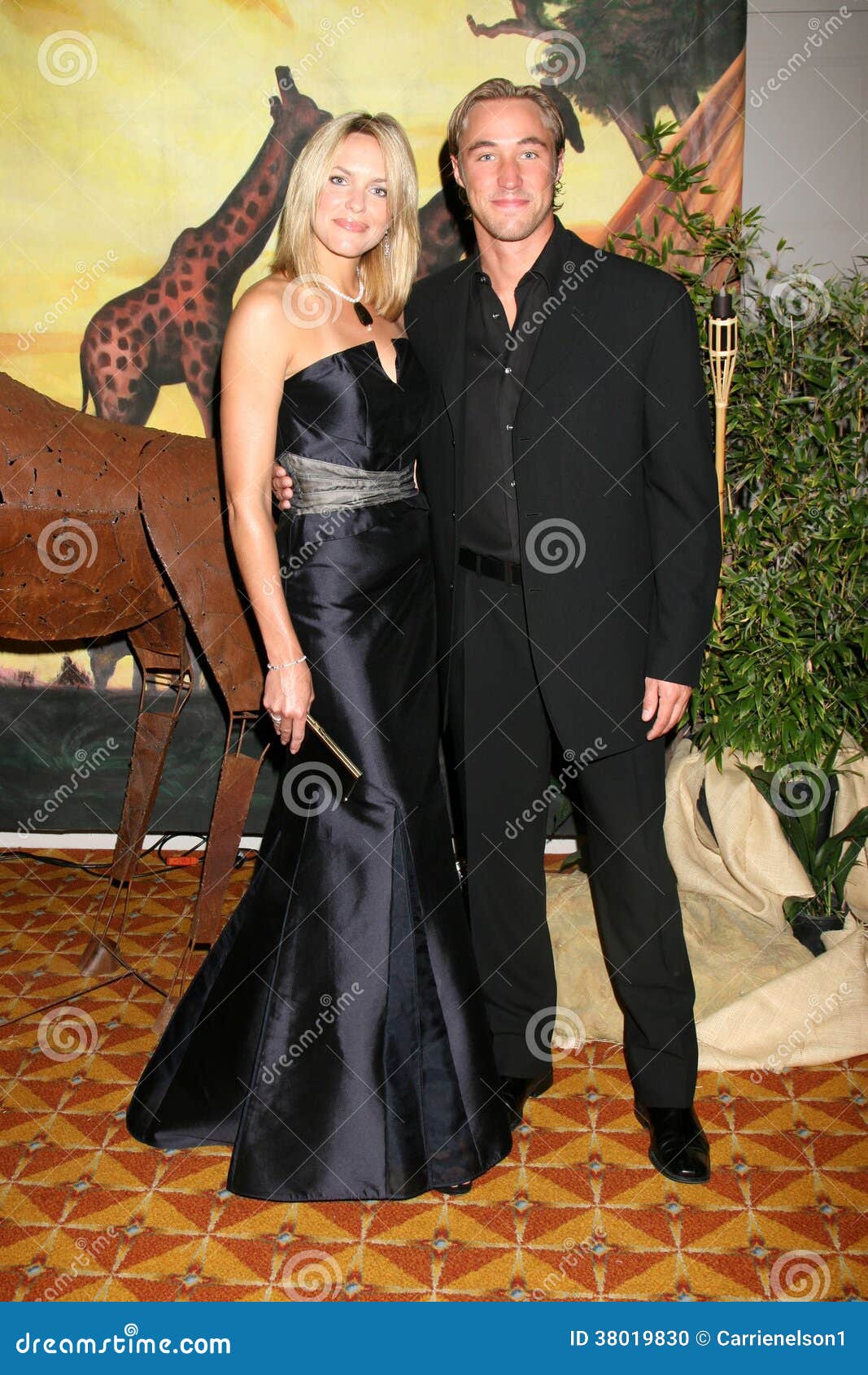 Kyle Lowder,Arianne Zuker editorial image. Image of hyatt - 38019830