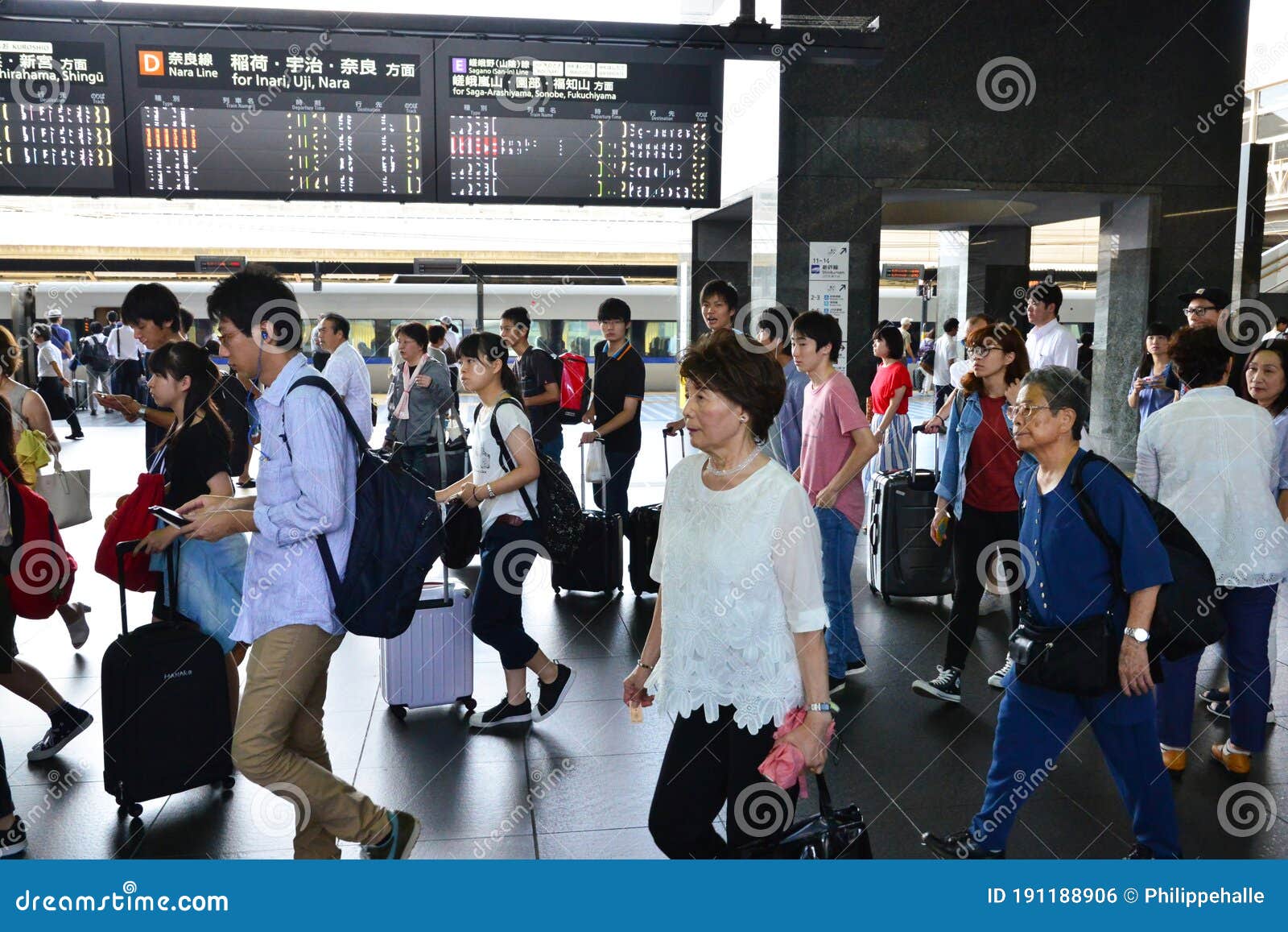 Kyoto, Japan - August 1 2017 : Main Train Station Editorial Photo ...