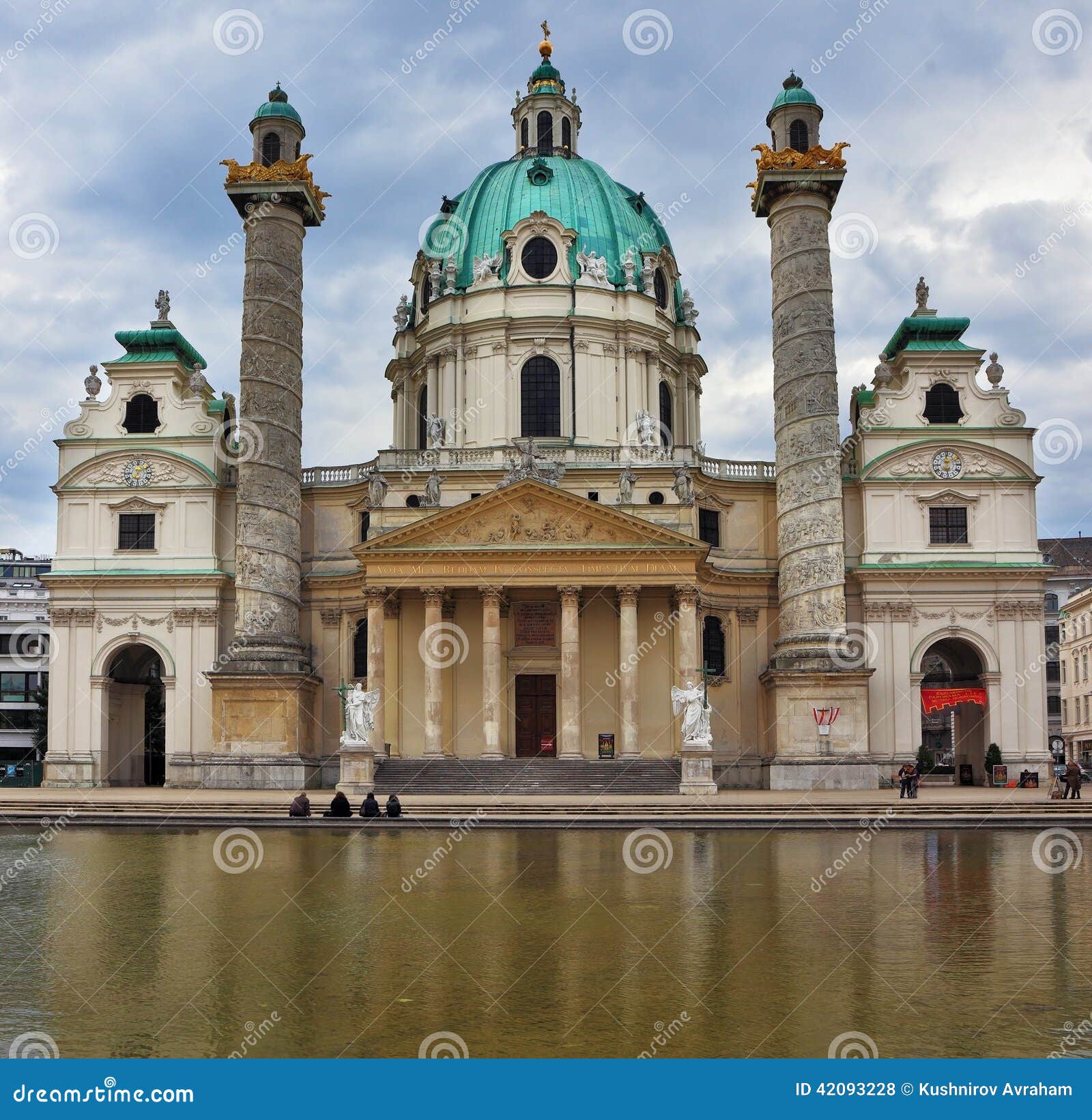 Kyrkan I Den Barocka Stilen Redaktionell Arkivfoto - Bild av baroisk ...