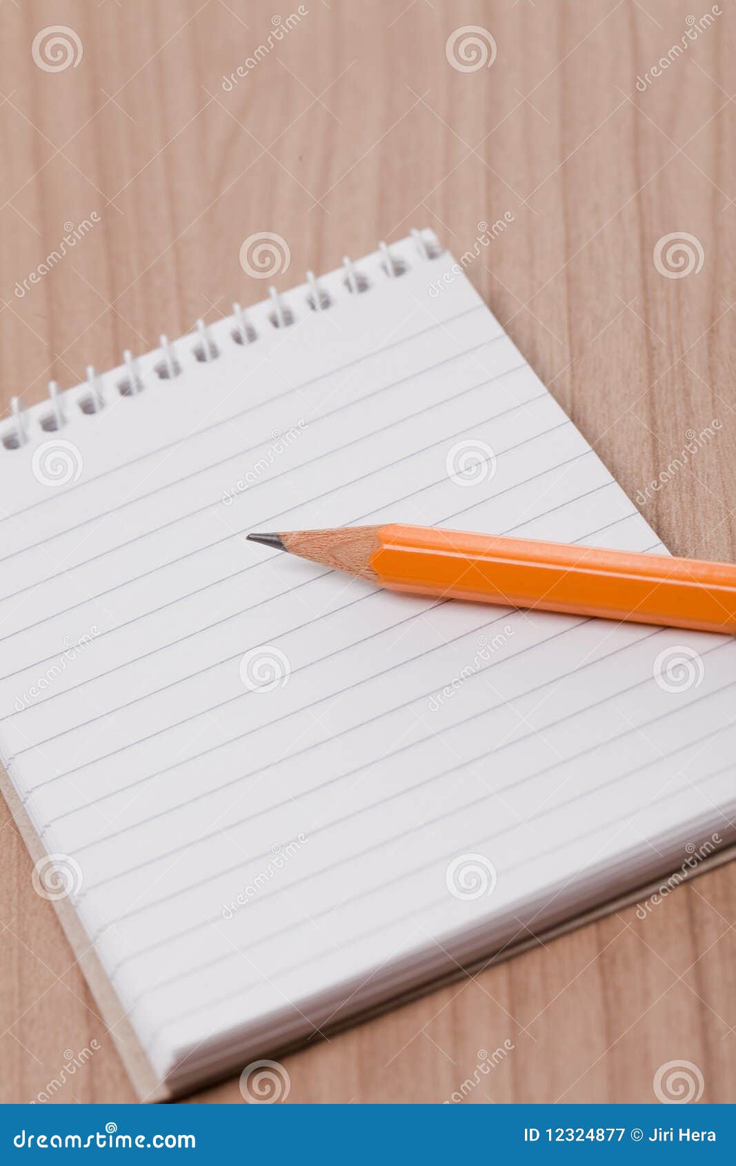 Lápiz y libreta imagen de archivo. Imagen de negocios - 12324877