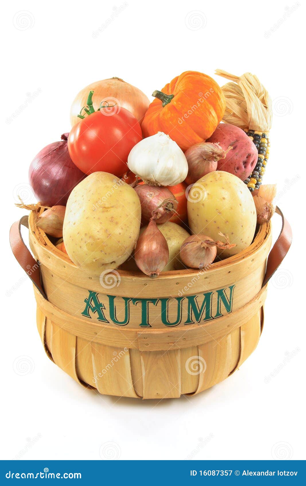 Légumes D'automne Dans Le Panier. Image stock - Image du tubercule ...