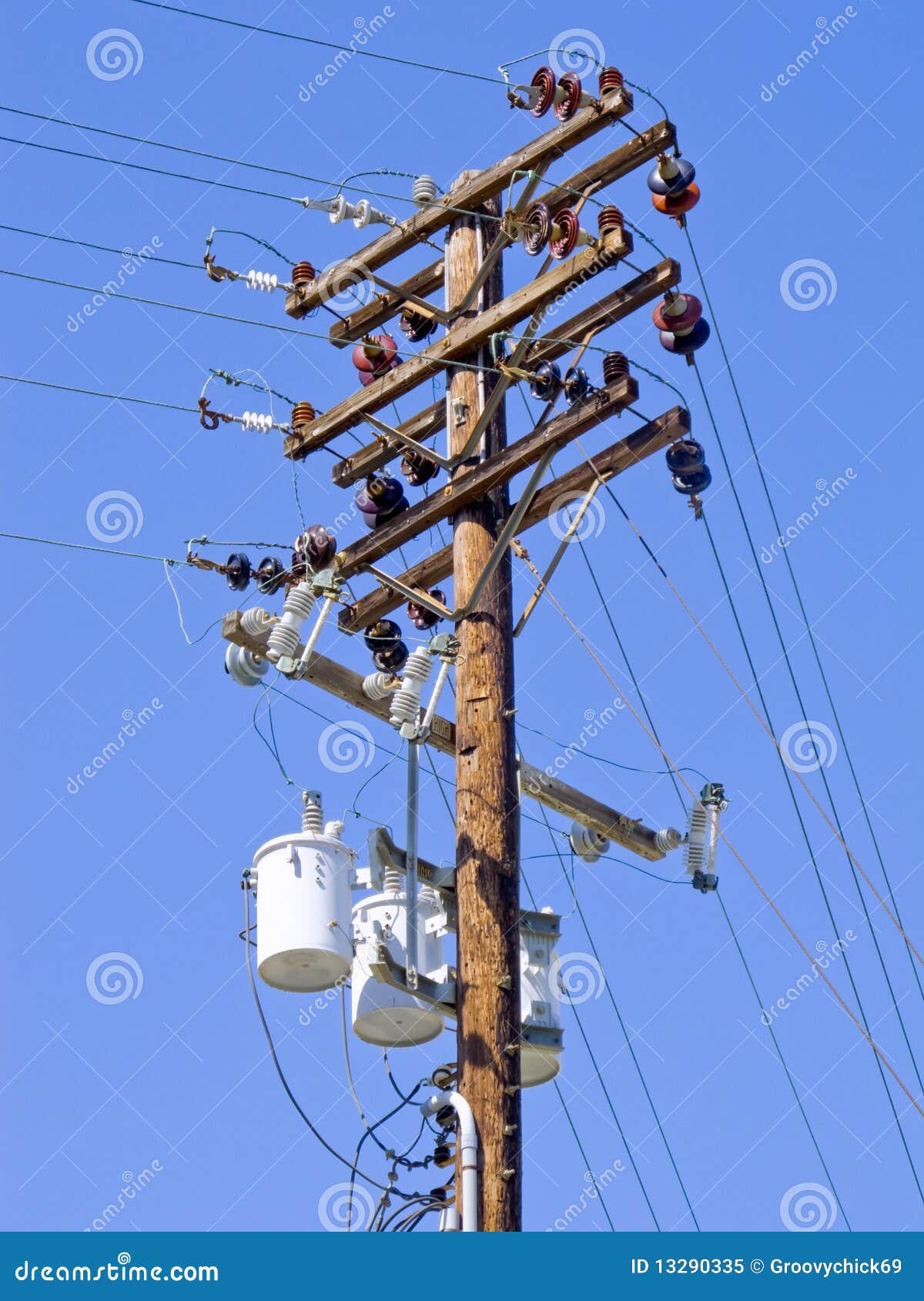 L'électricité image stock. Image du communiquez, actuel - 13290335