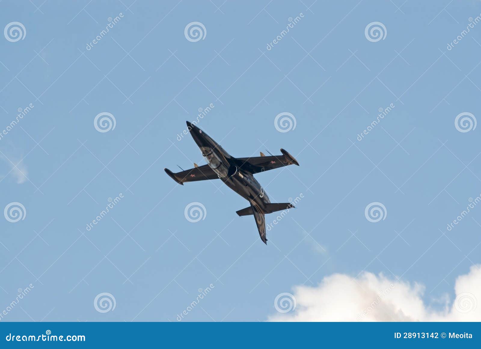 L-39 Jet Demonstrates Inverted Flight Editorial Photography - Image of ...