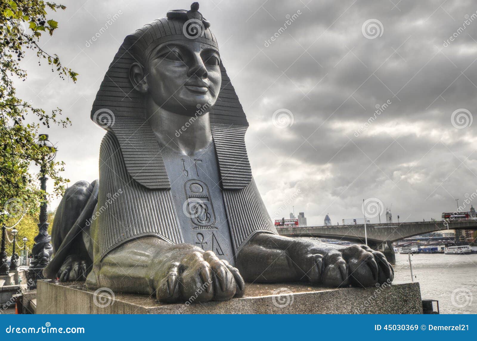 L'ago Di Cleopatra, Londra, Regno Unito Immagine Stock Editoriale ...