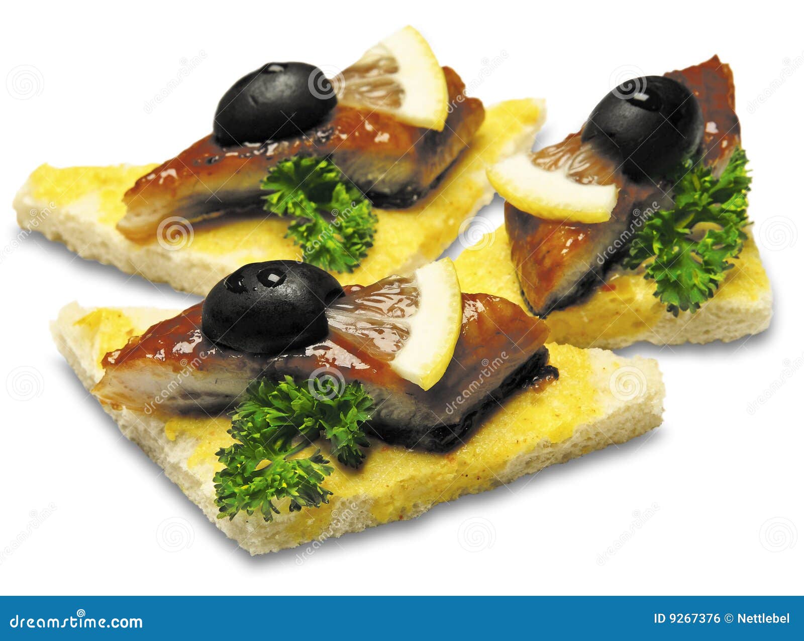 L'anguille De Canapes a Fumé Photo stock - Image du nourriture, goût ...