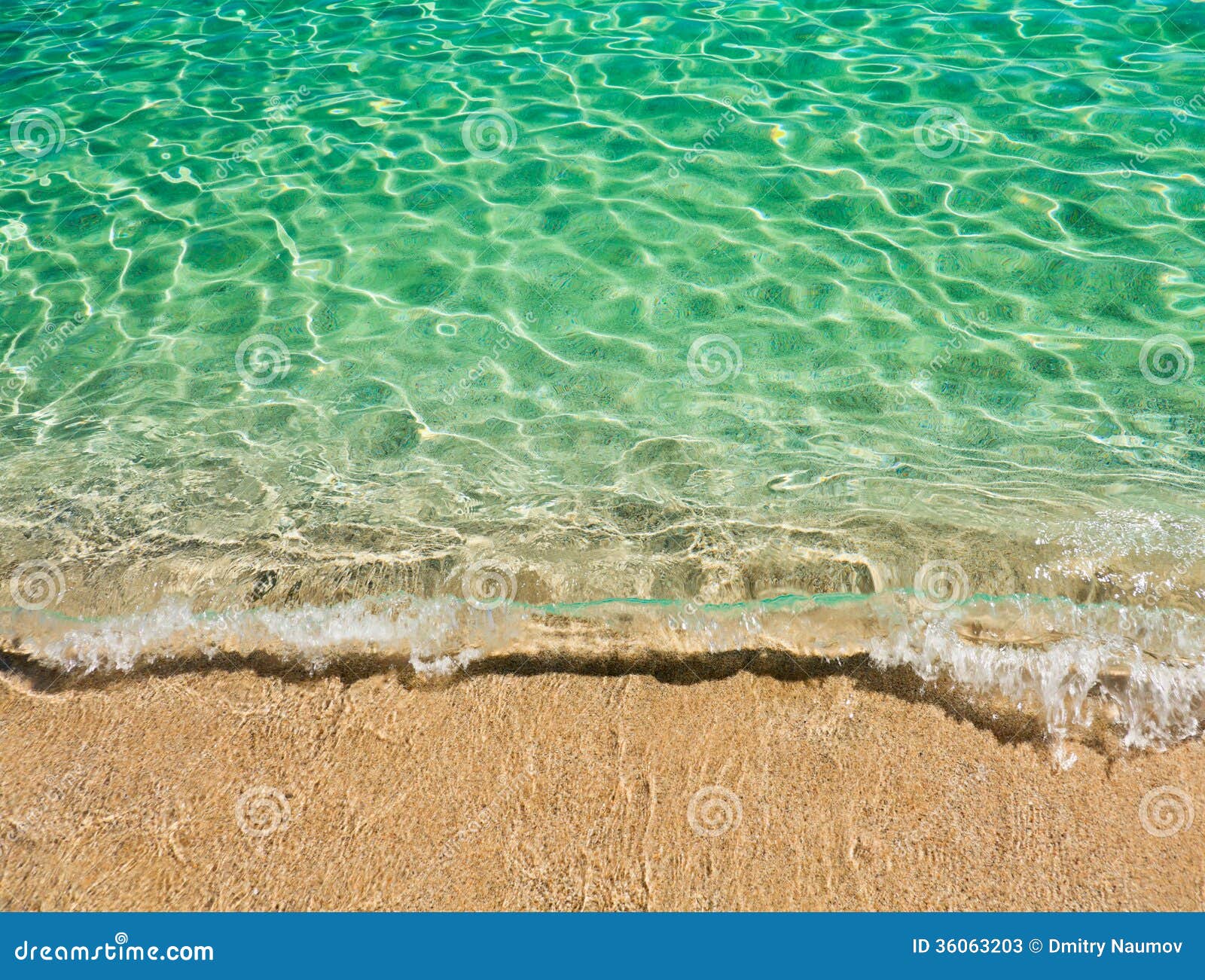 L'eau Claire De Turquoise De La Mer Sarde Image stock - Image du ...
