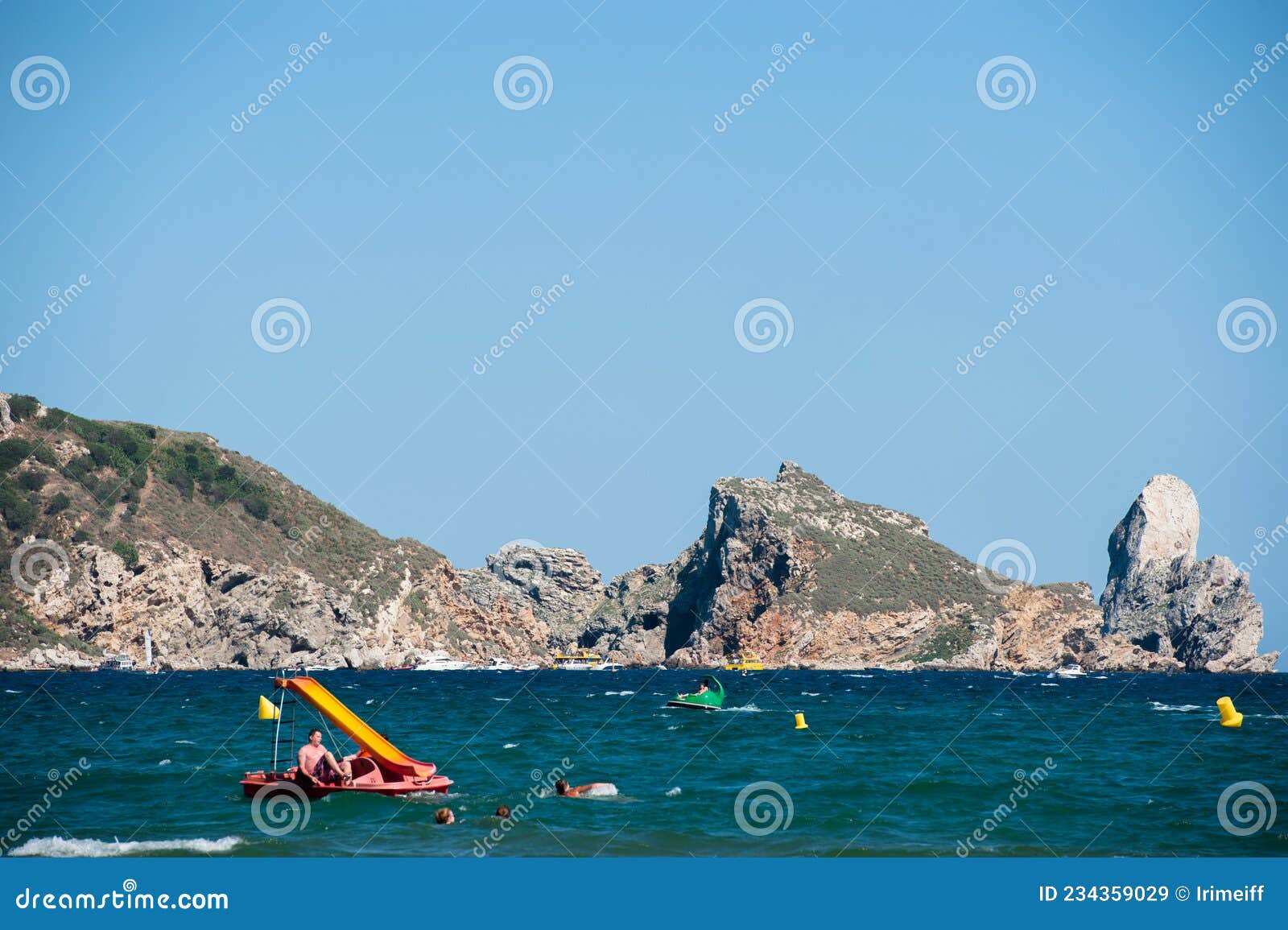 L ESTARTIT, SPAIN - AUGUST 8 2021: Holidaymakers Take a Catamaran Ride ...