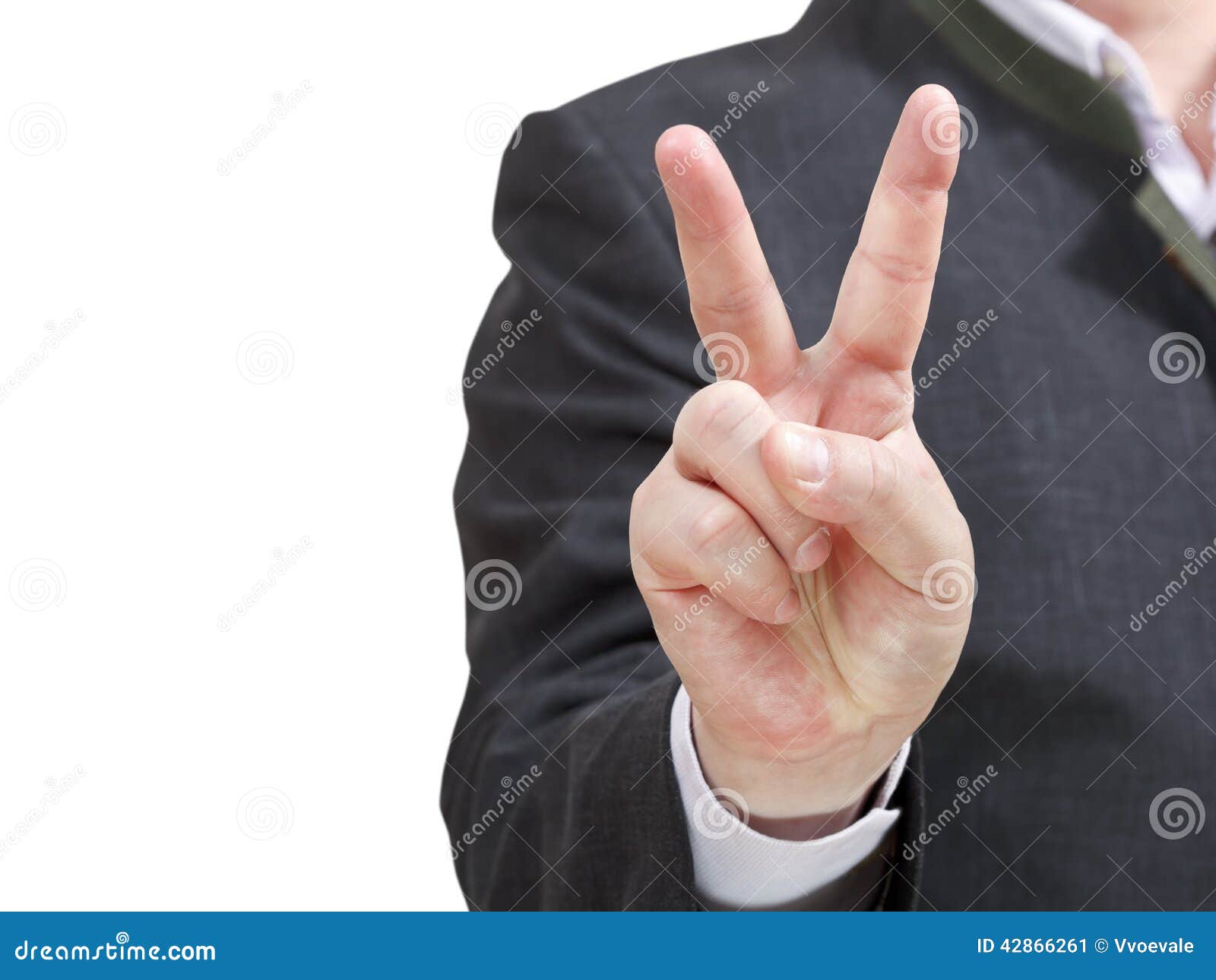 Lhomme Daffaires Tient Le Signe De Victoire Geste De Main Image