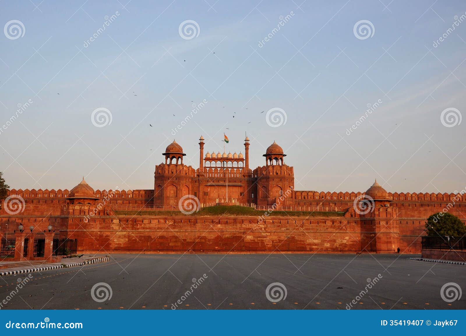 L'India forte rossa immagine stock. Immagine di arenaria - 35419407