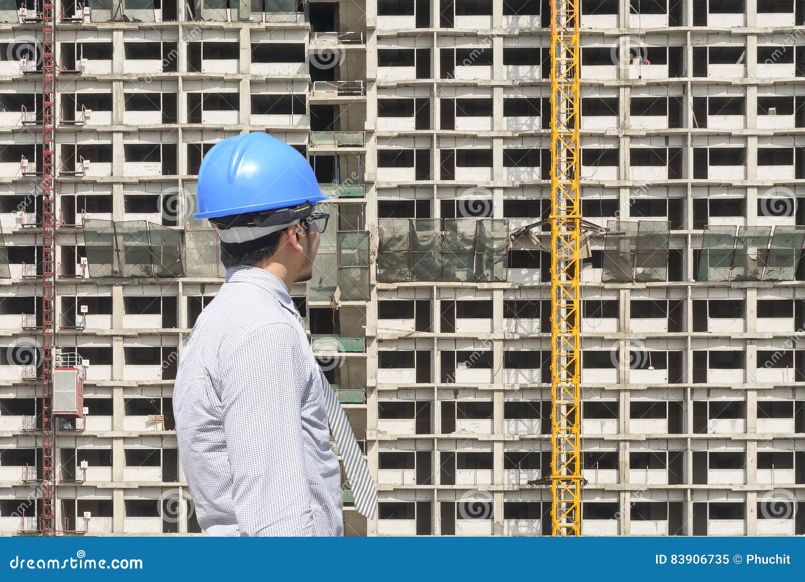 L'ingegnere di costruzione immagine stock. Immagine di ingegneria ...