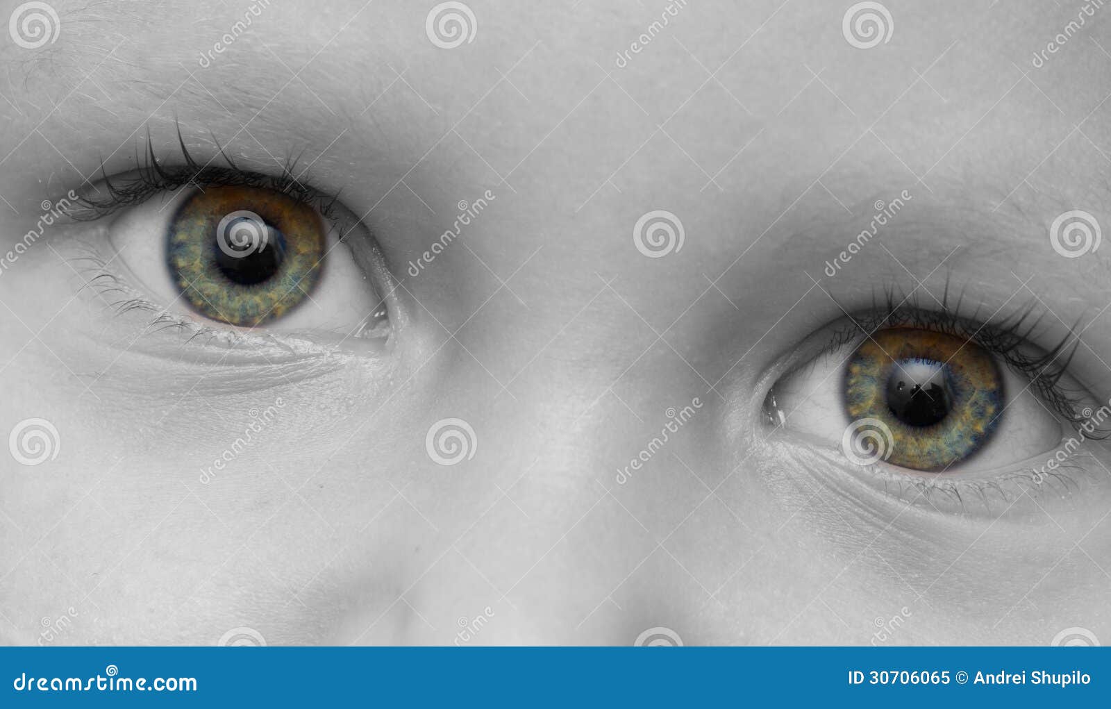 L'oeil de l'enfant image stock. Image du sain, partie - 30706065