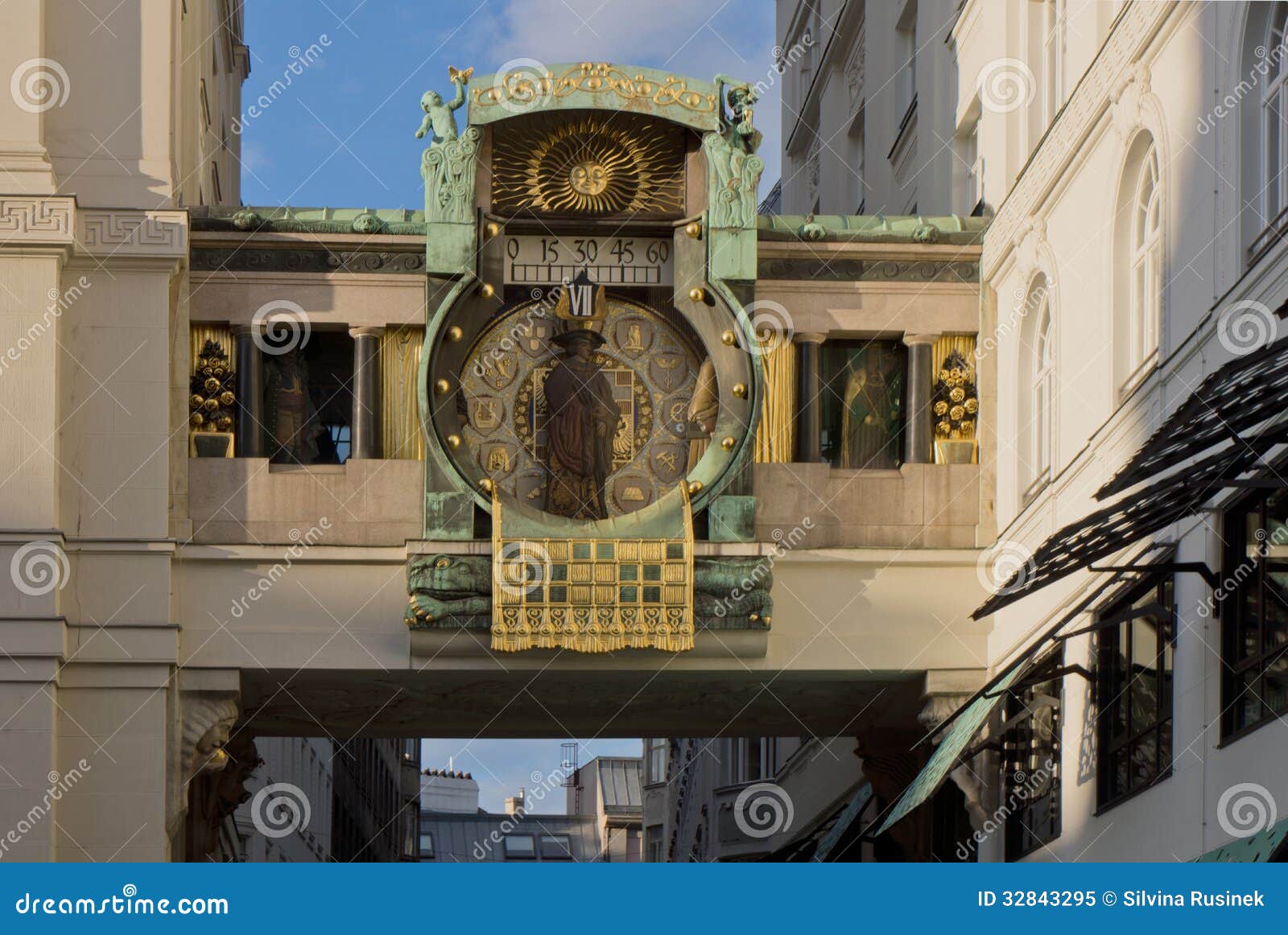 L'orologio Di Anker a Vienna Immagine Stock - Immagine di scultura ...