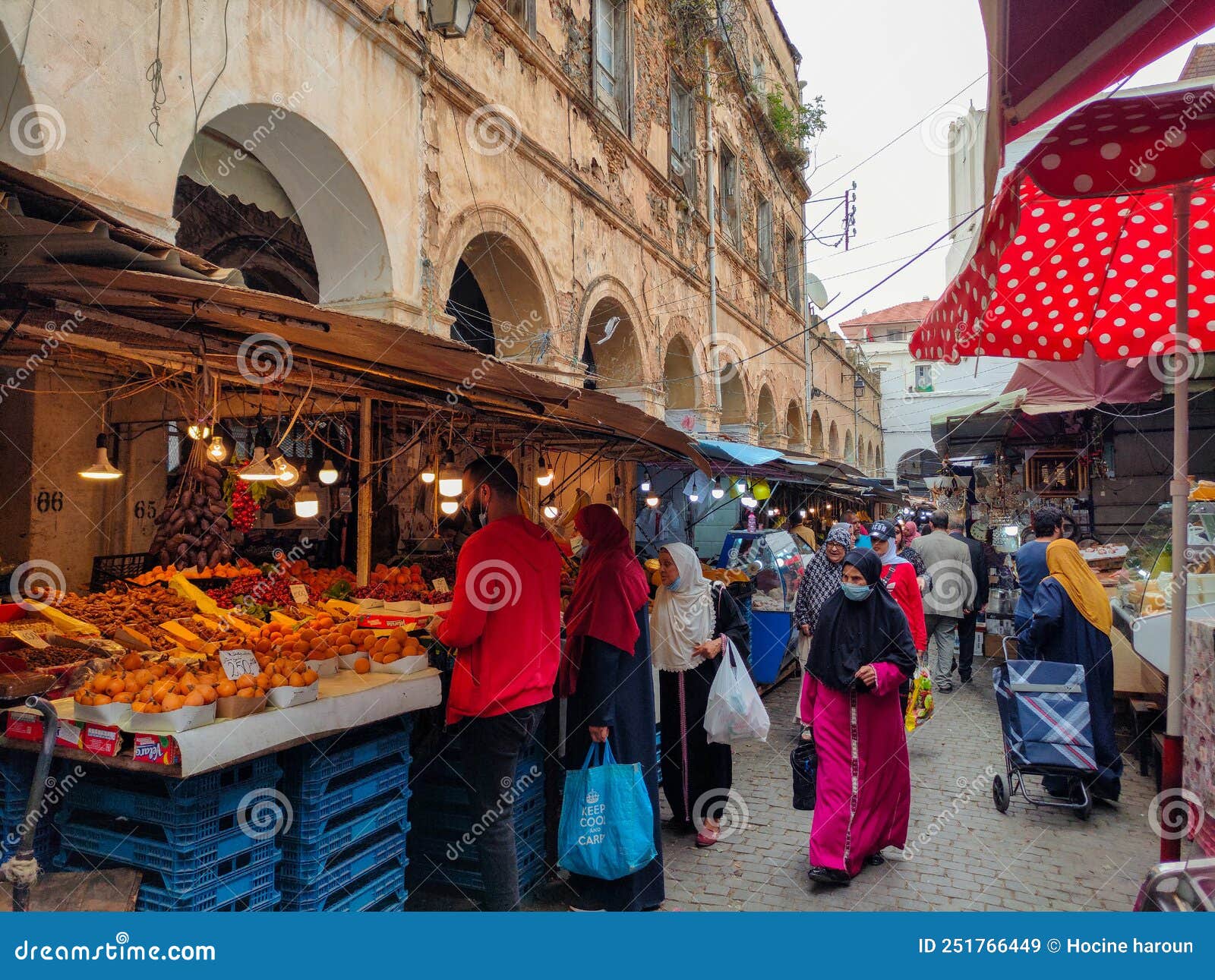La casbah d'alger image stock éditorial. Image du juste - 251766449