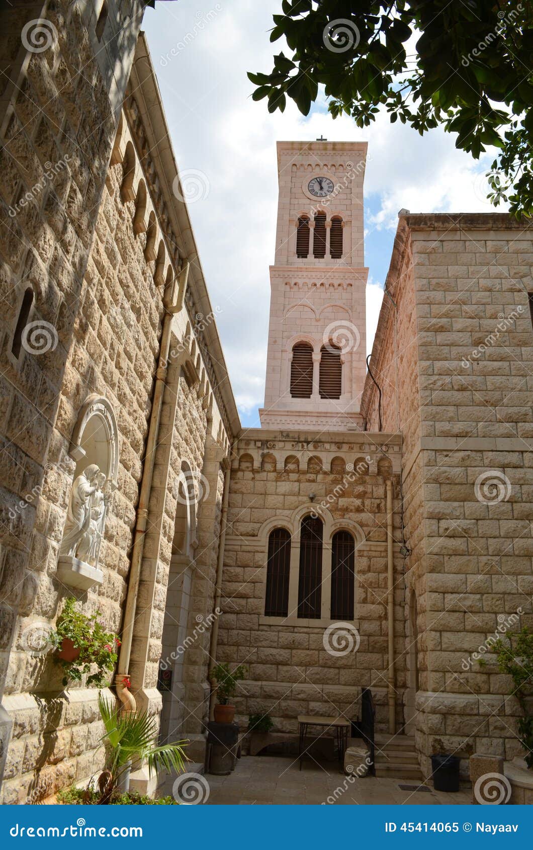 La chiesa di Saint Joseph immagine stock. Immagine di vergine - 45414065