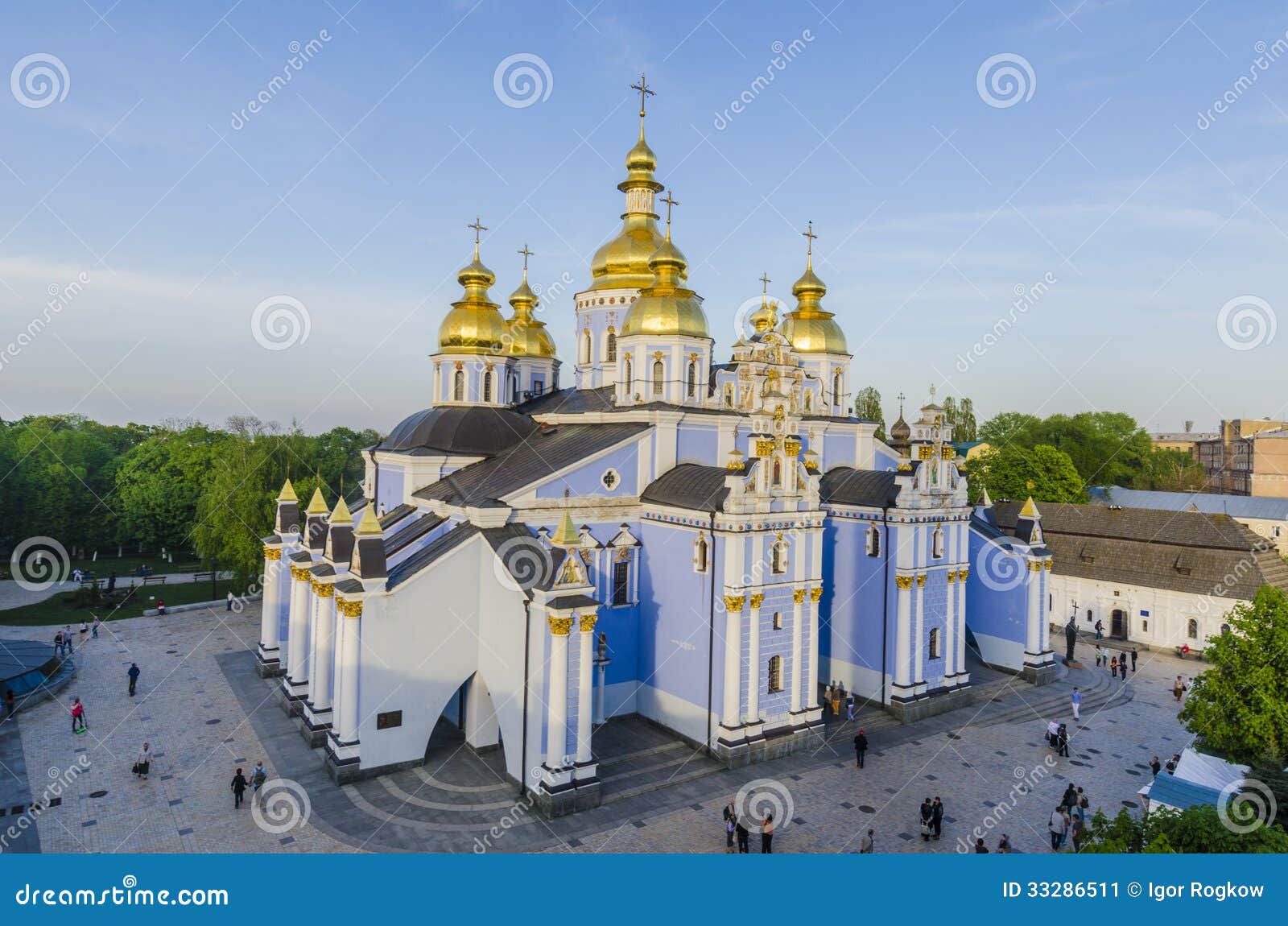 La Chiesa Ortodossa Nel Vecchio E Stile Bizantino Nel Centro Di Kiev ... La Chiesa Ortodossa Nel Vecchio E Stile Bizantino Nel Centro Di Kiev ...