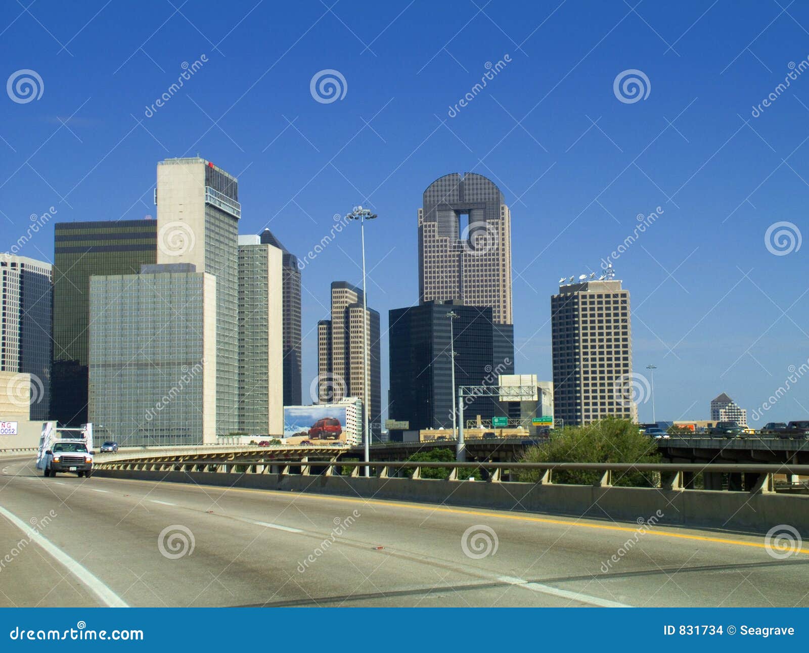 La ciudad de Dallas. foto de archivo. Imagen de urbano - 831734