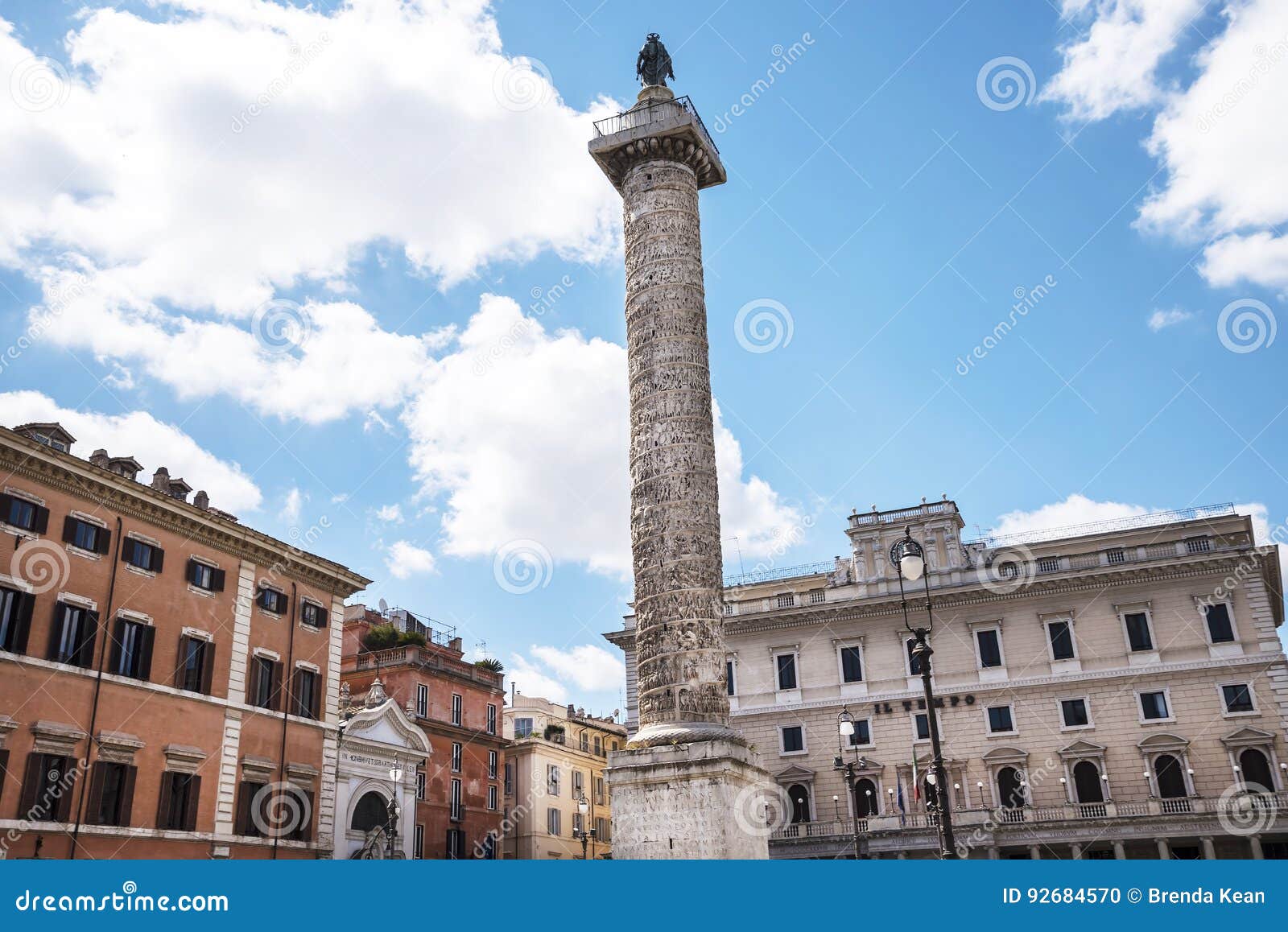 La Colonna Trionfale Di Marcus Aurelius a Roma Italia Immagine ...