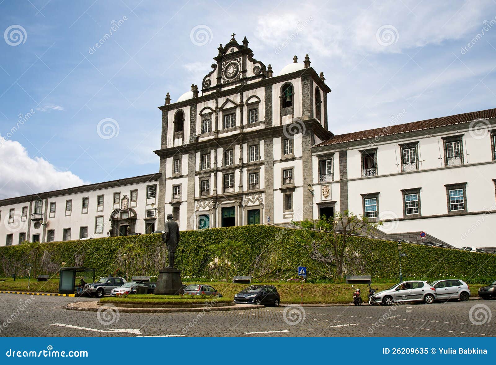 La Construction La Plus Ancienne Dans La Ville De Horta Image stock ...