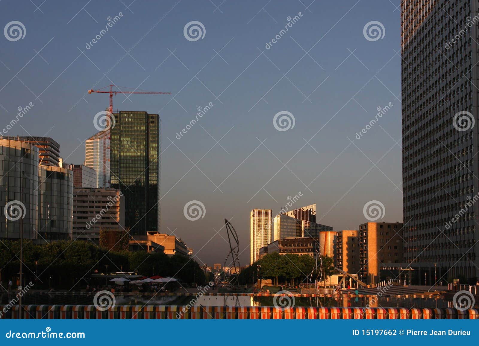 La Defense towers editorial photography. Image of building - 15197662