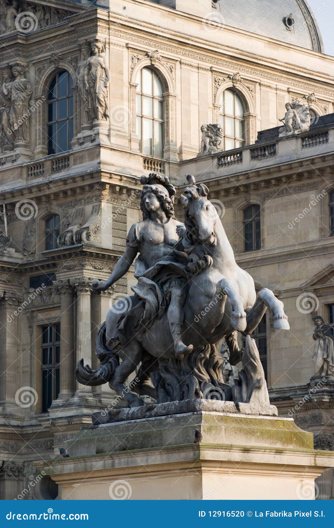 La feritoia fotografia stock. Immagine di europa, francia - 12916520