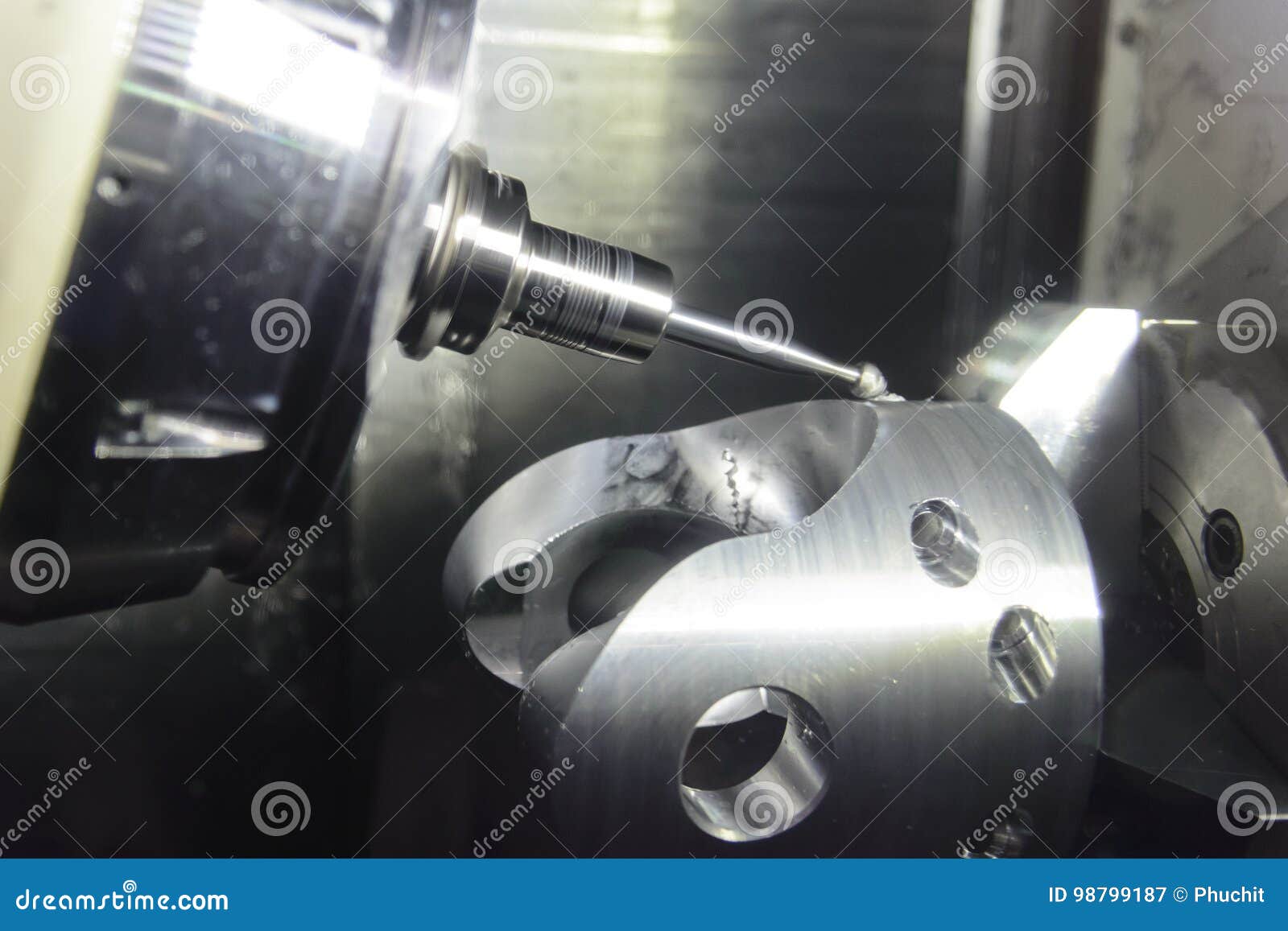 La Fresadora Del CNC De 5 Ejes Imagen de archivo - Imagen de metalurgia ...