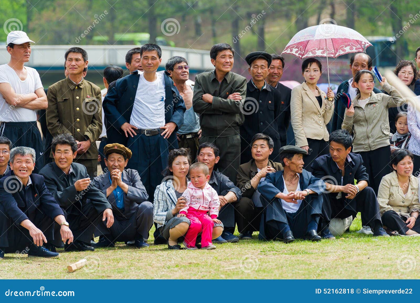 La gente in COREA DEL NORD fotografia stock editoriale. Immagine di ...
