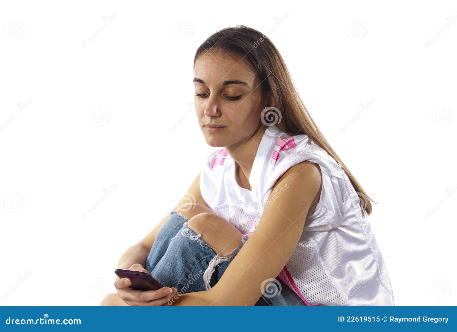 La Giovane Donna Utilizza Il Telefono Per Comunicare Immagine Stock ...