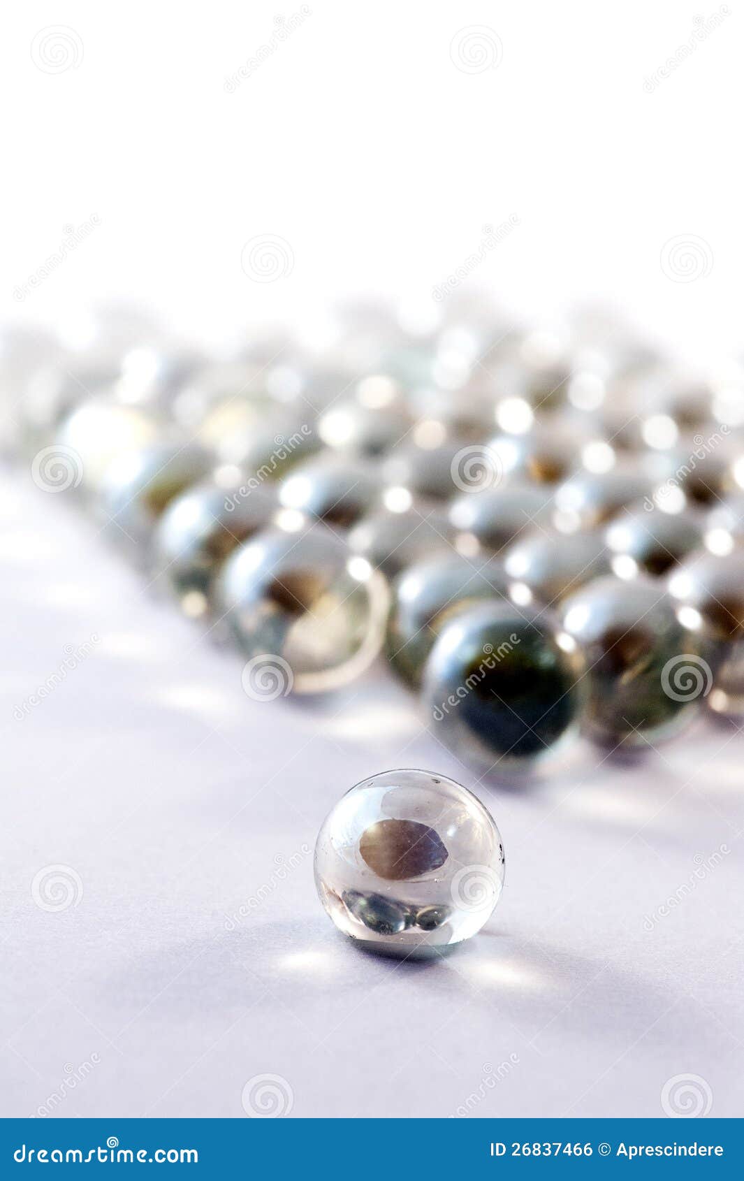 La glace marbre des billes photo stock. Image du globe - 26837466