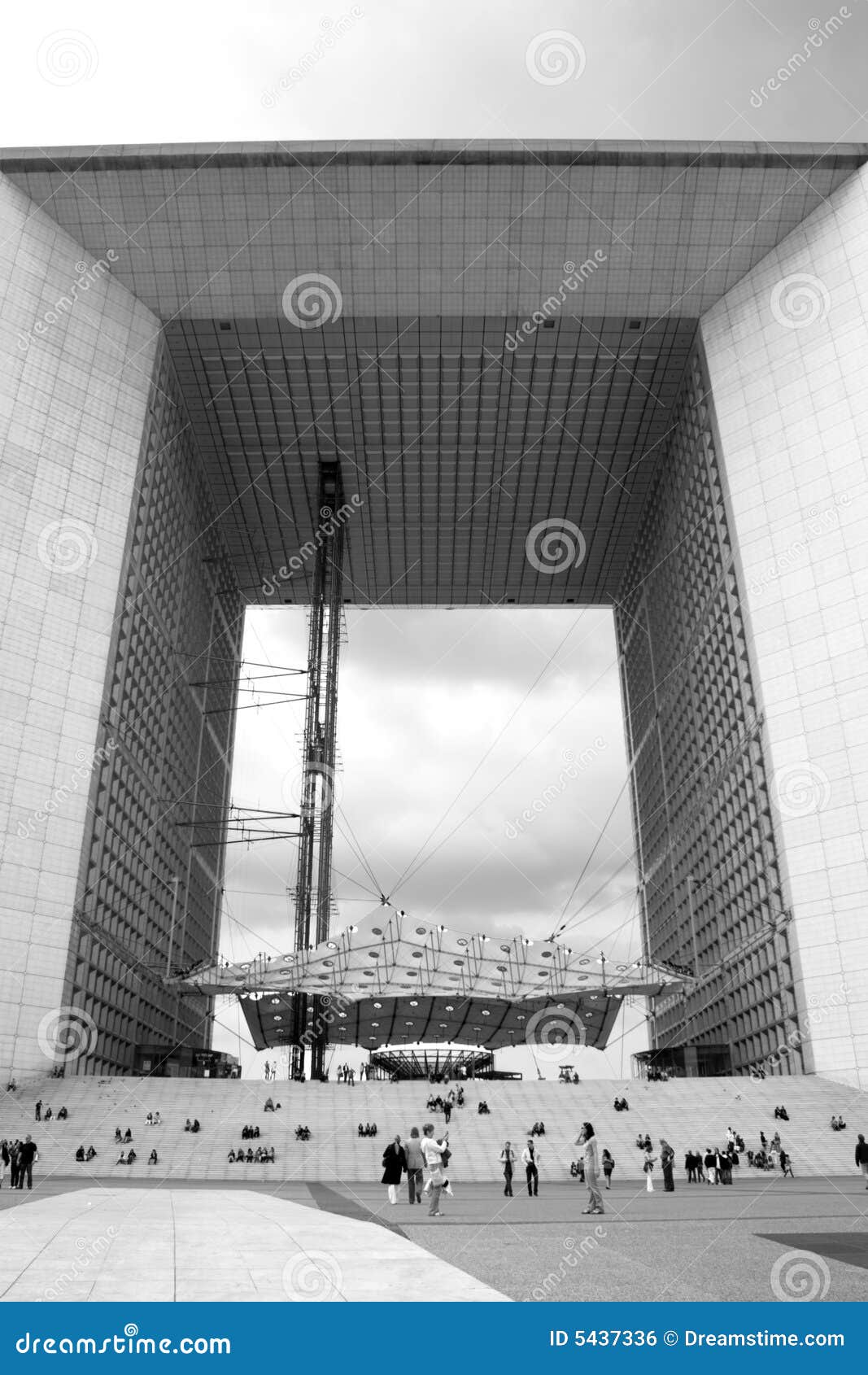 La Grande Arche - Paris - Big Arch Editorial Photo - Image of arche ...