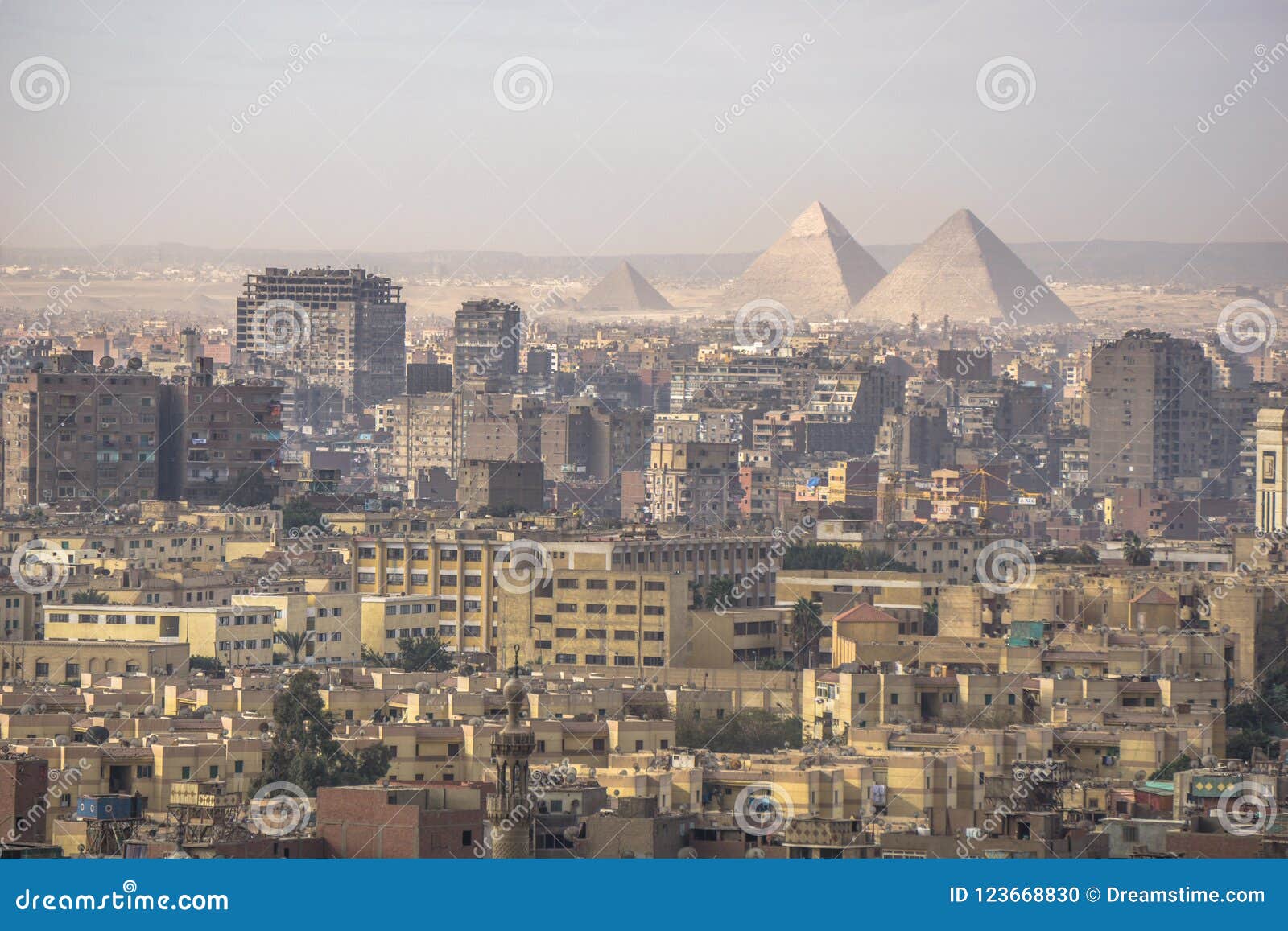 La Grande Pyramide De Gizeh Et De Sphinx, Le Caire, Egypte Image ...