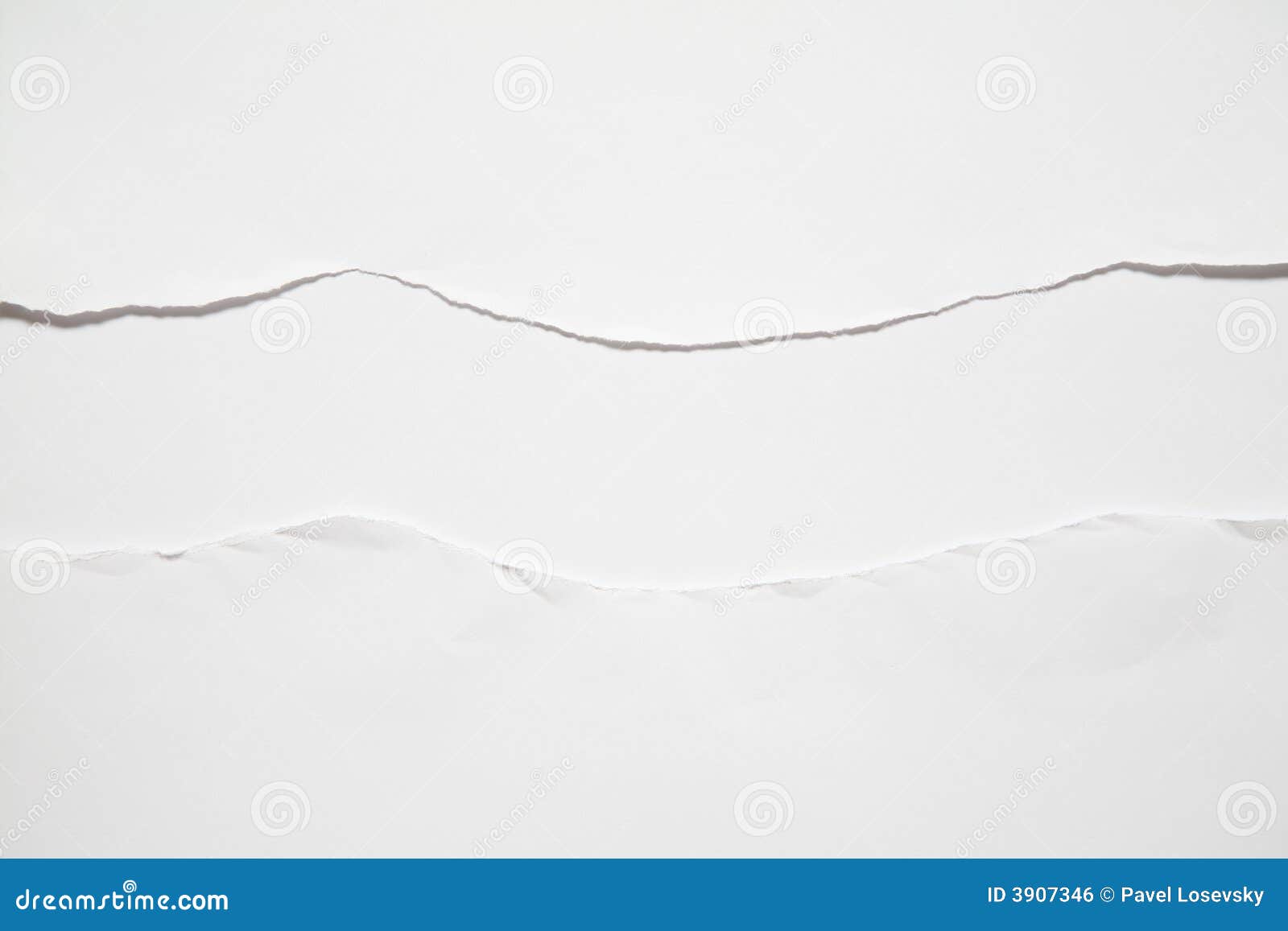 La hoja rasgada del papel foto de archivo. Imagen de pared - 3907346