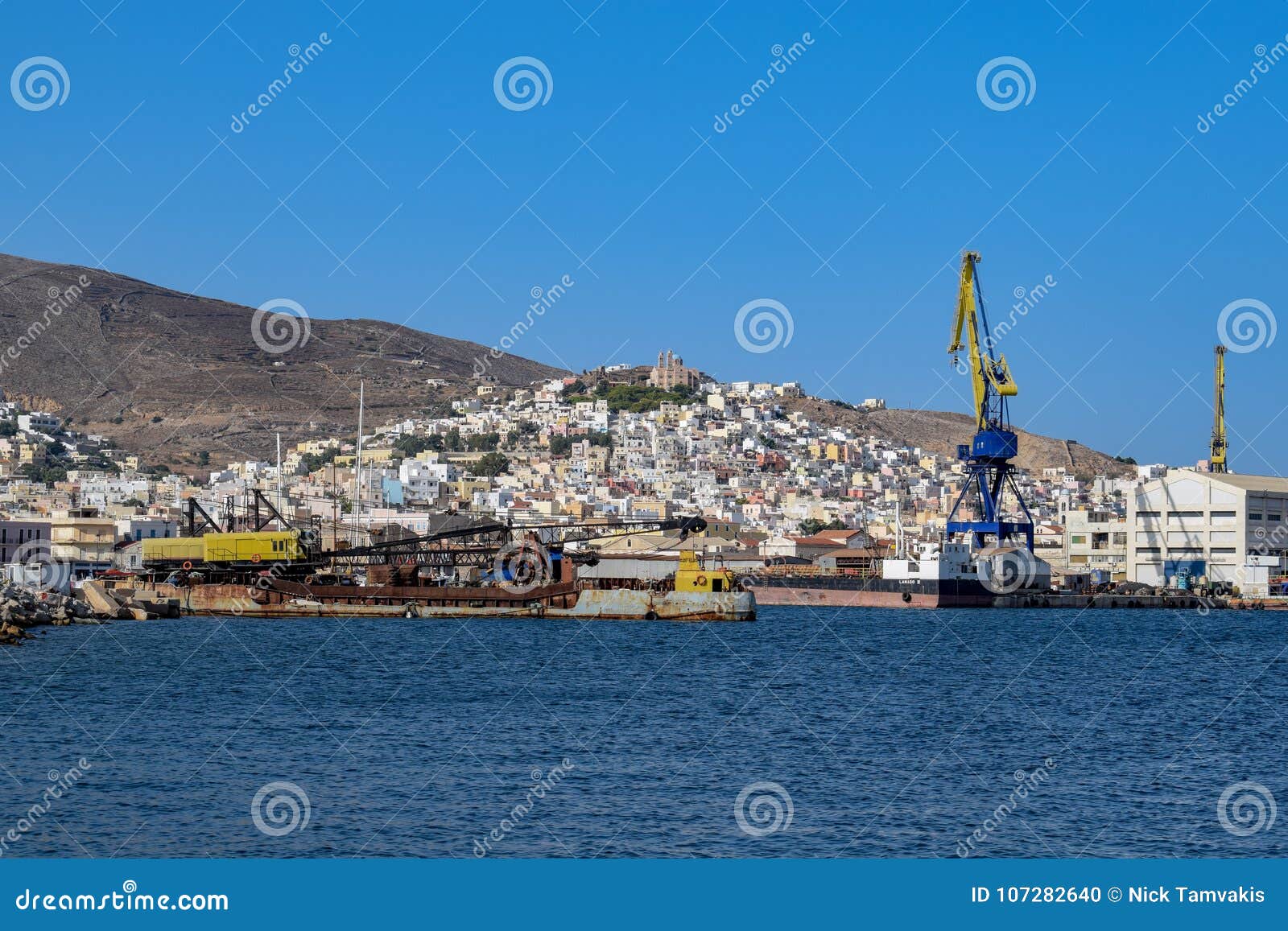 La isla de Syros imagen editorial. Imagen de envase - 107282640