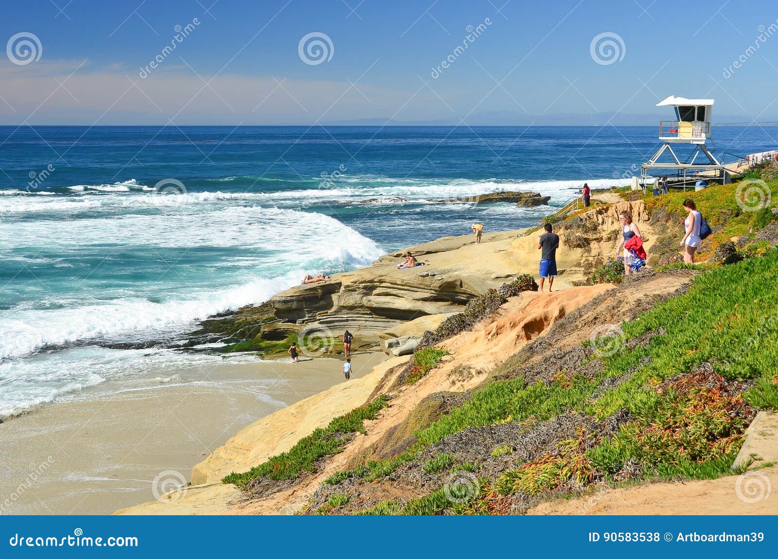 La Jolla, California editorial stock photo. Image of tourists - 90583538