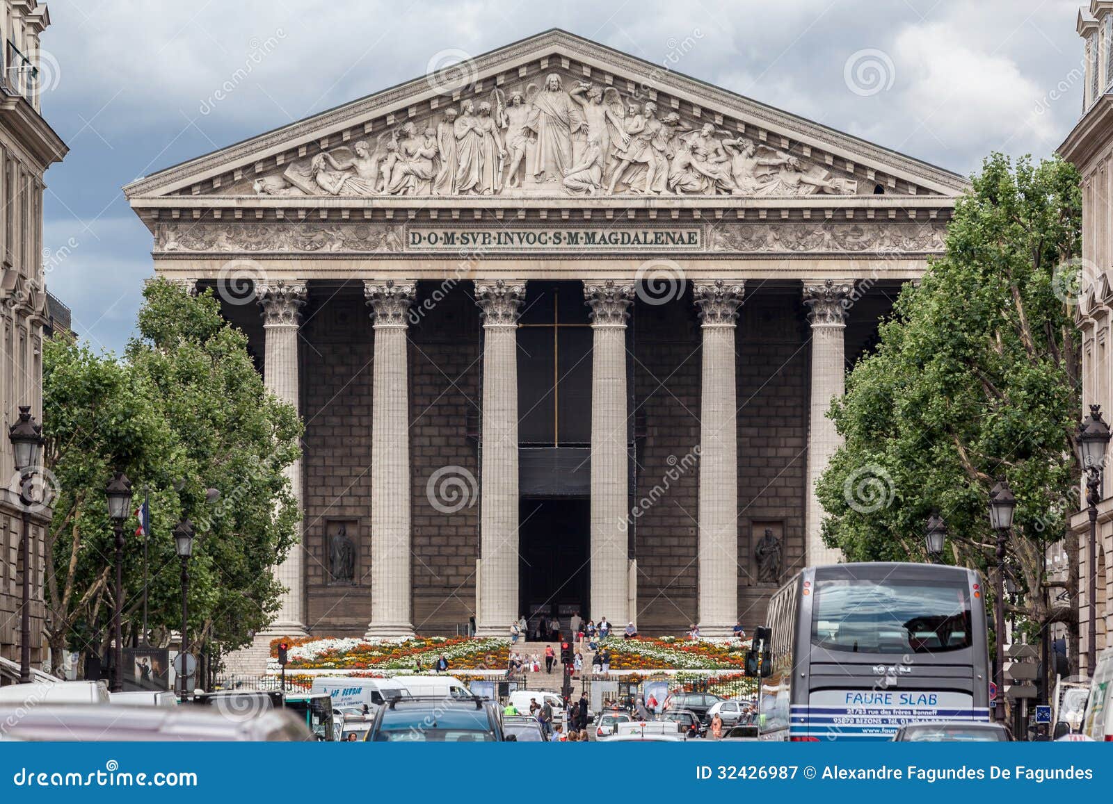 La Madeleine Church Paris fotografía editorial. Imagen de templo - 32426987