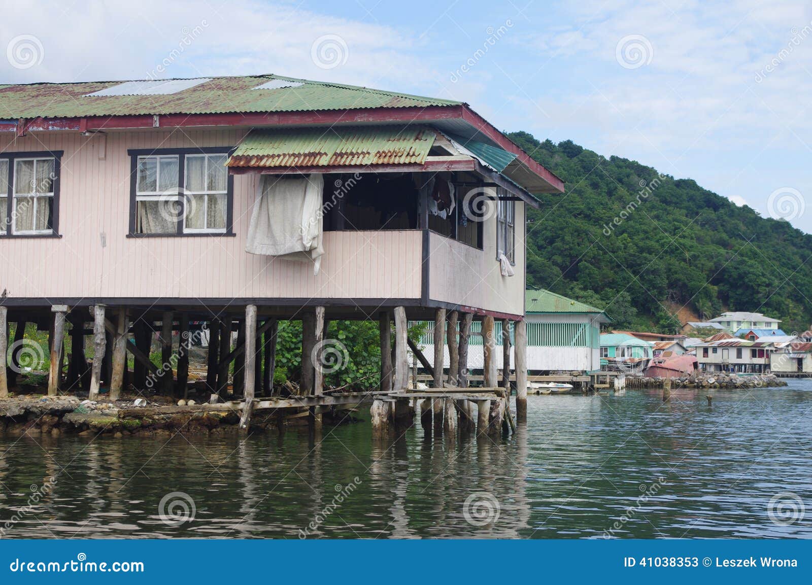 La Oak Ridge En La Zona Este De Roatan Imagen de archivo - Imagen de ...