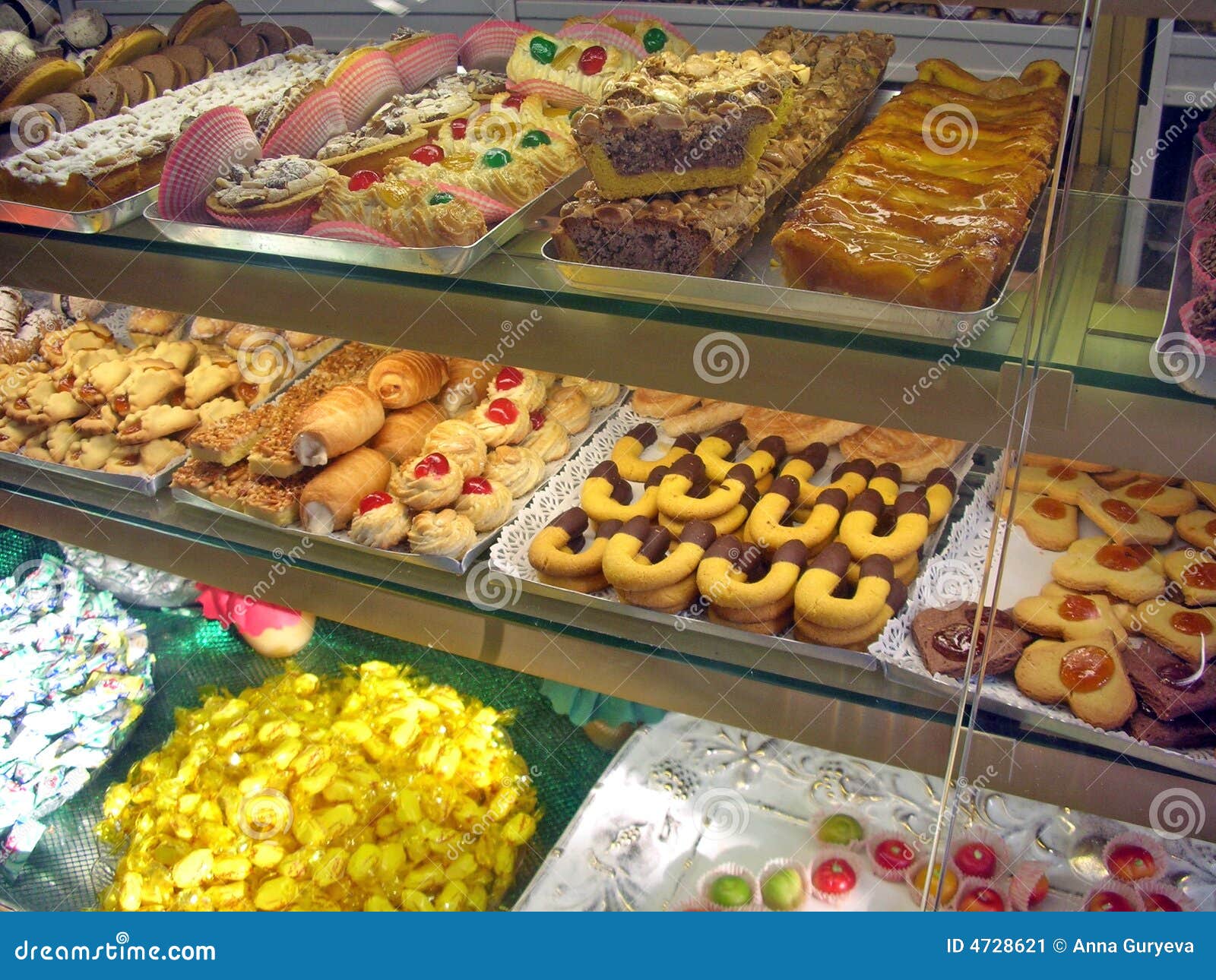 La Pasticceria stock image. Image of cakes, italy, delicious - 4728621