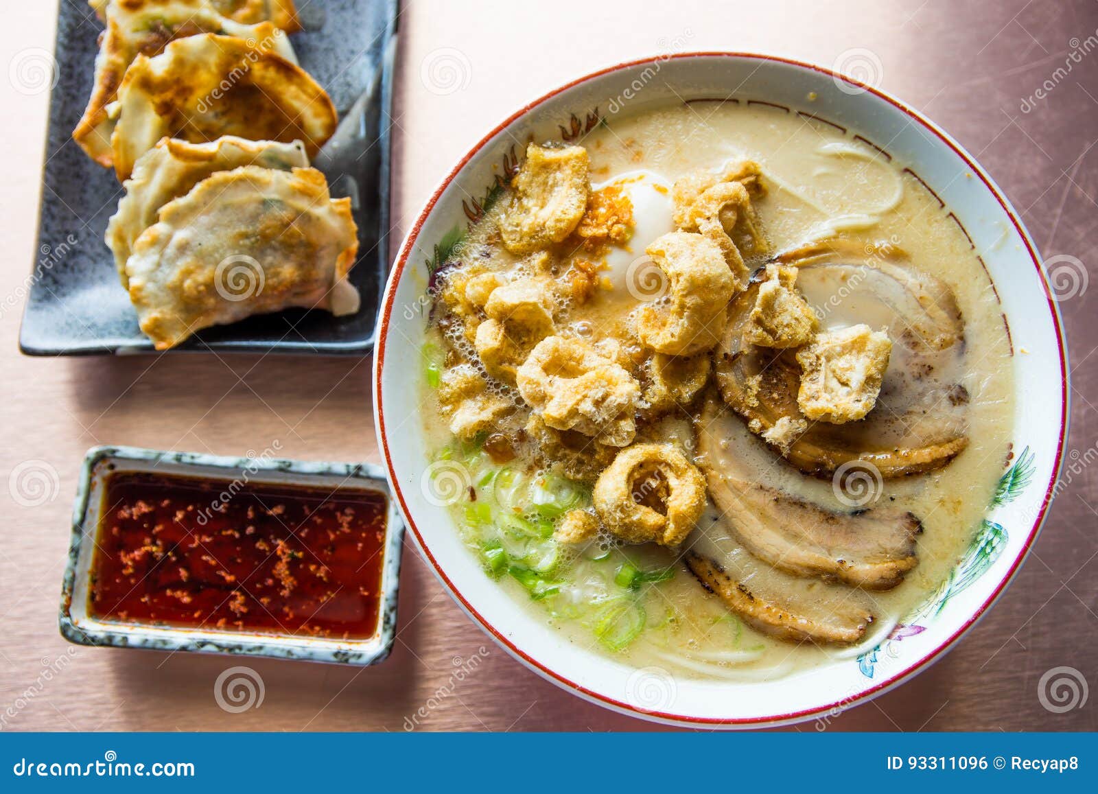 La paz batchoy ramen stock photo. Image of batchoy, chicken - 93311096