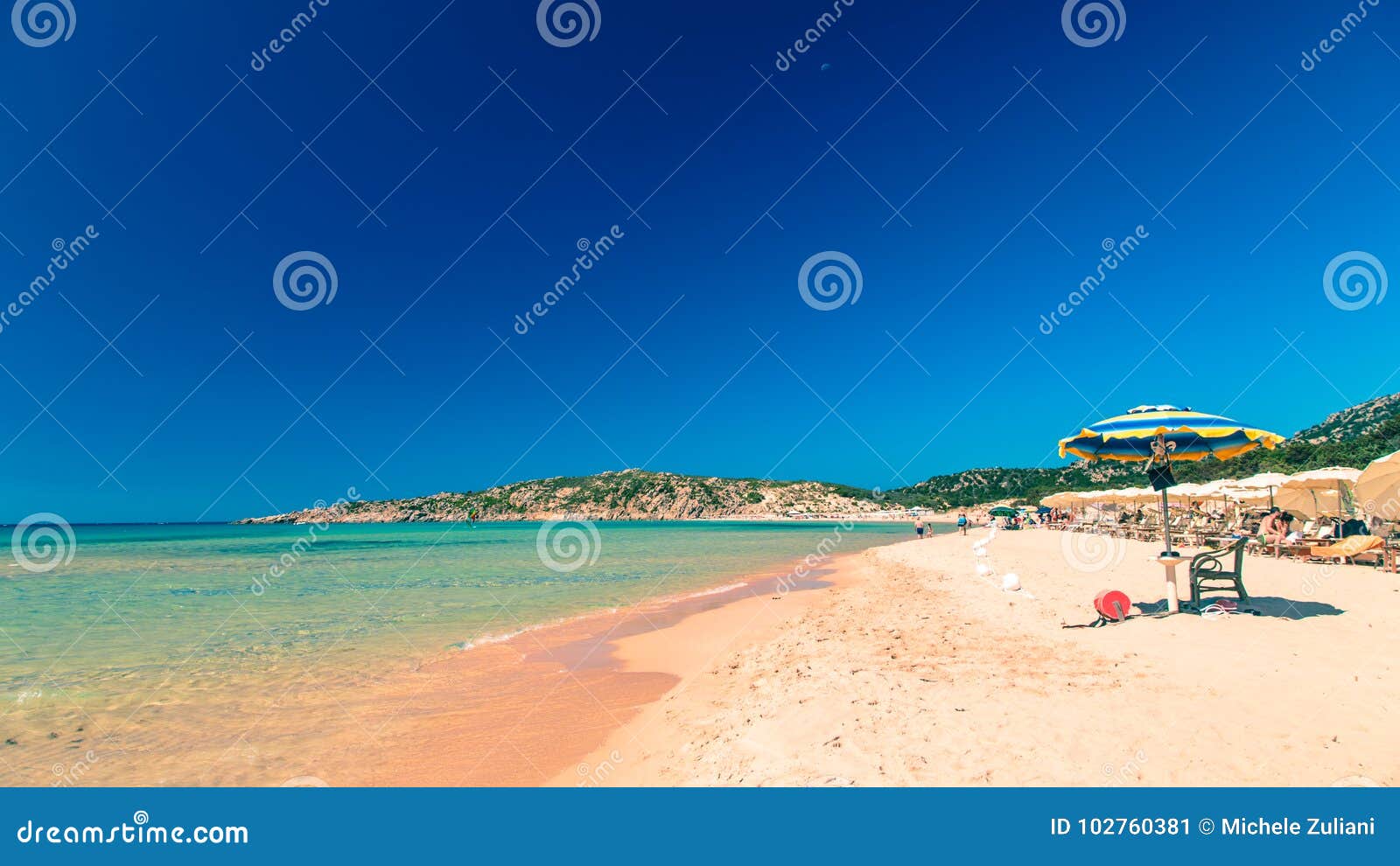 La Playa De Chia Su Giudeu, Cerdeña Imagen de archivo - Imagen de costa ...