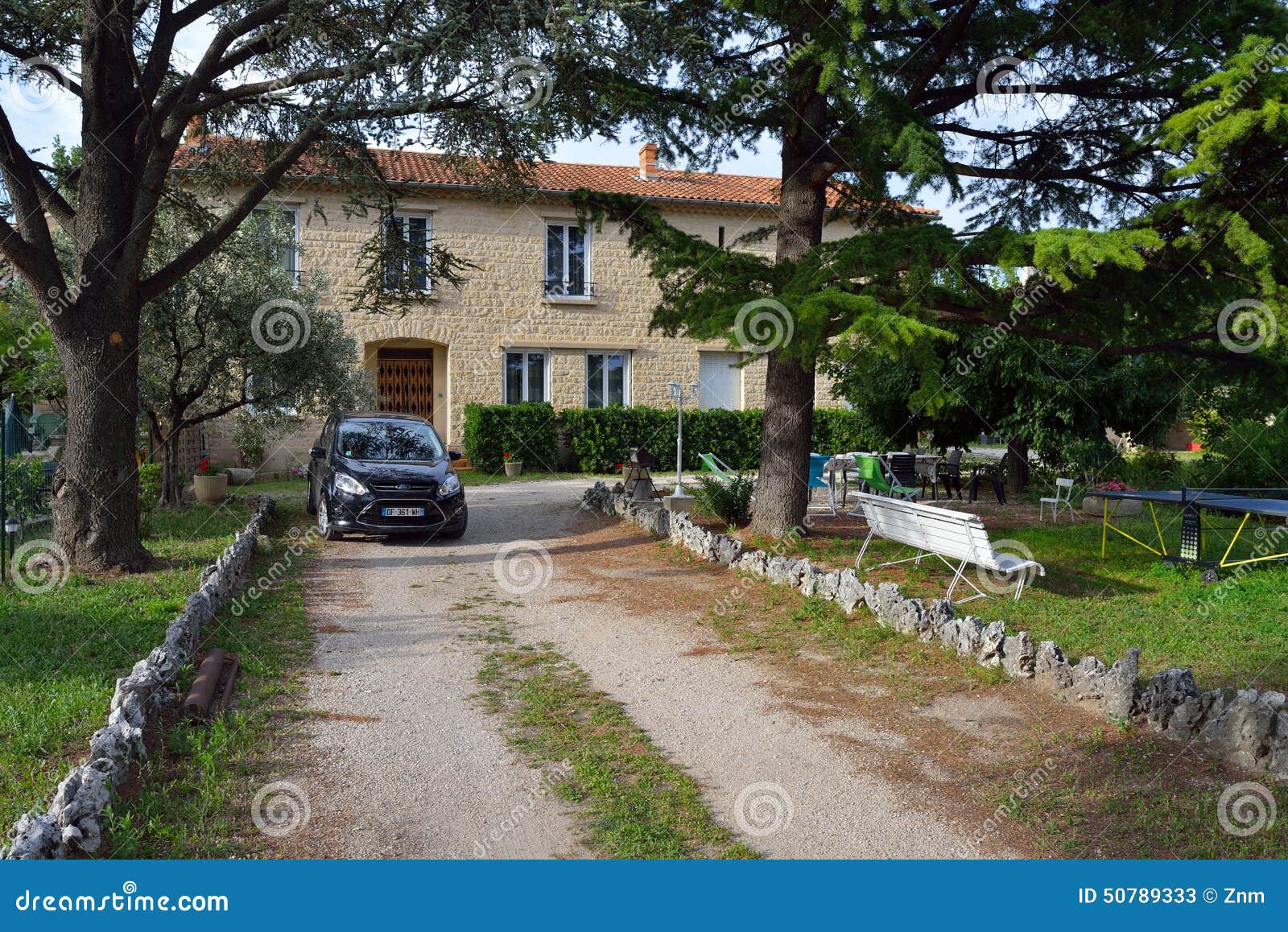 La Provenza, Francia fotografia stock editoriale. Immagine di esterno ...
