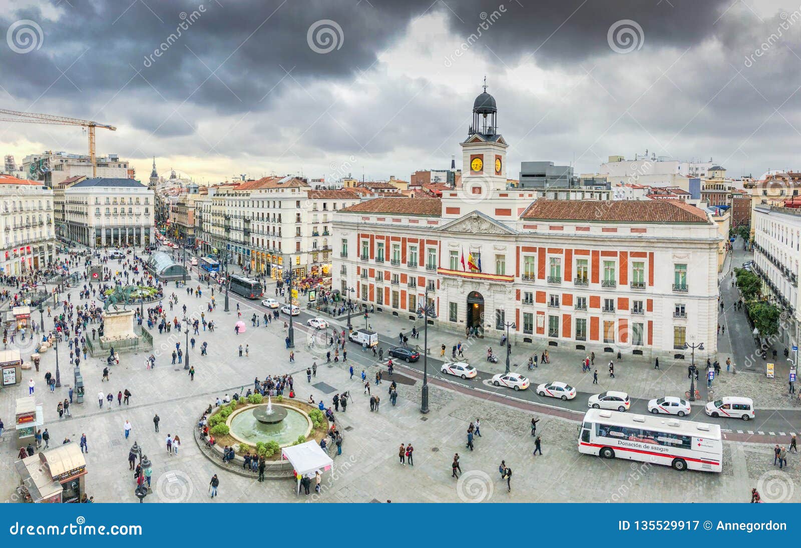 La Puerta Del Sol Desde Arriba Fotografía editorial - Imagen de ...