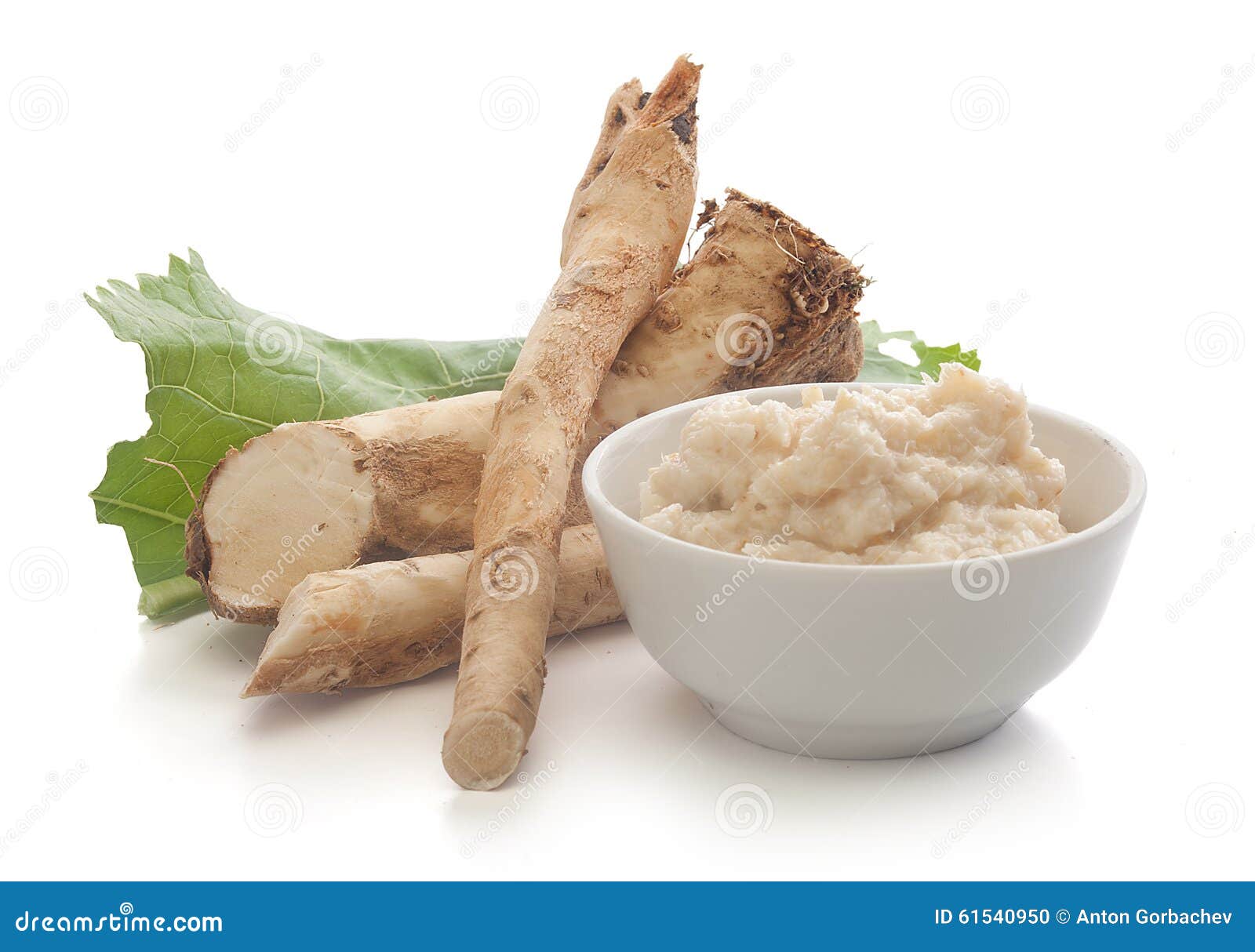 La Radice Del Rafano E Rafano Grattato Fotografia Stock - Immagine di ...