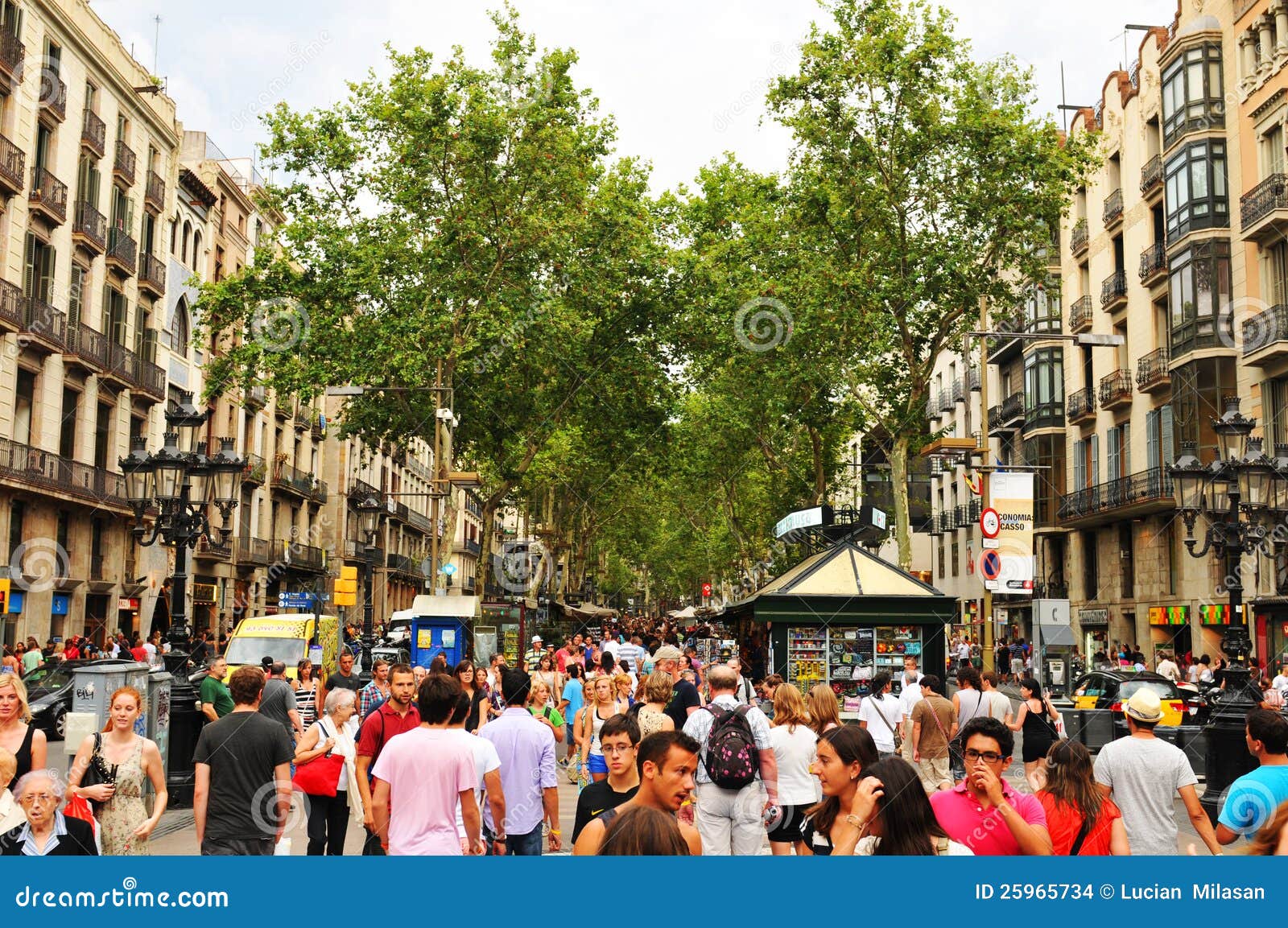 La Ramblas, Barcelona imagem de stock editorial. Imagem de europa ...