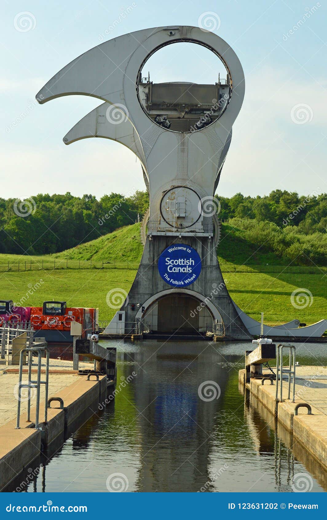 La rueda de Falkirk fotografía editorial. Imagen de barcaza - 123631202