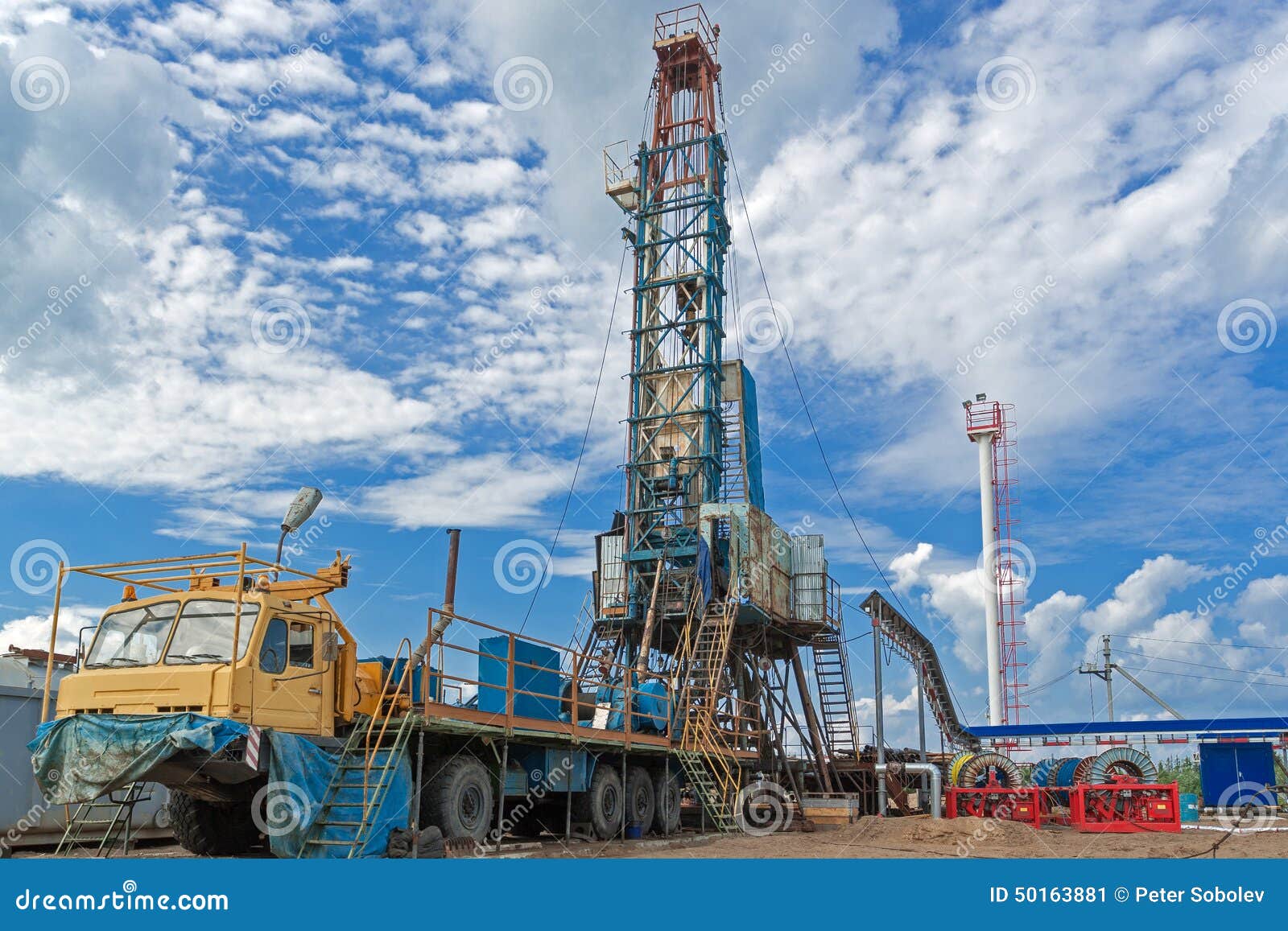 La Russia, Siberia Occidentale Manutenzione Del Pozzo Di Petrolio ... La Russia, Siberia Occidentale Manutenzione Del Pozzo Di Petrolio ...