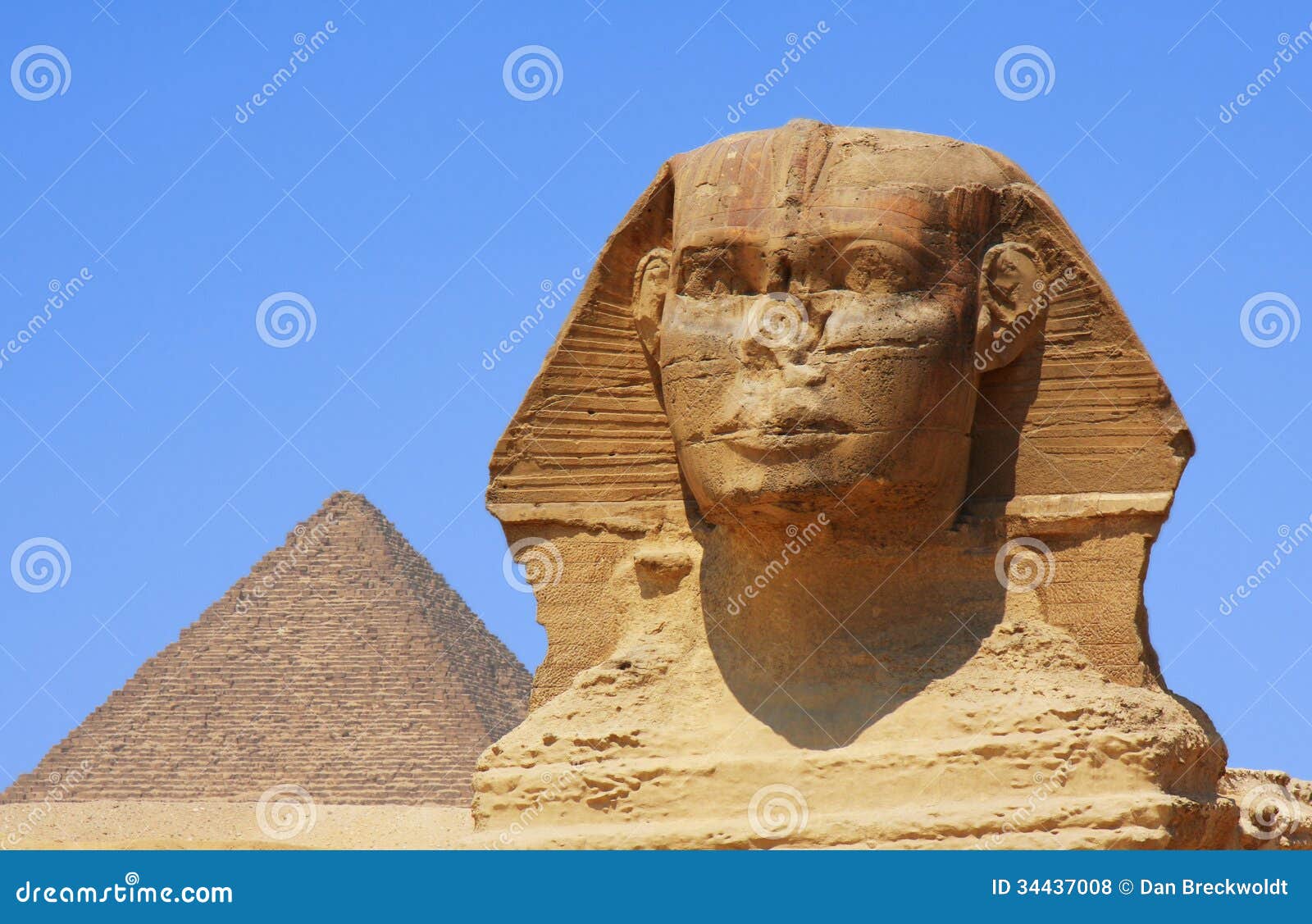 La Sfinge E La Piramide Nell'Egitto Fotografia Stock - Immagine di ...