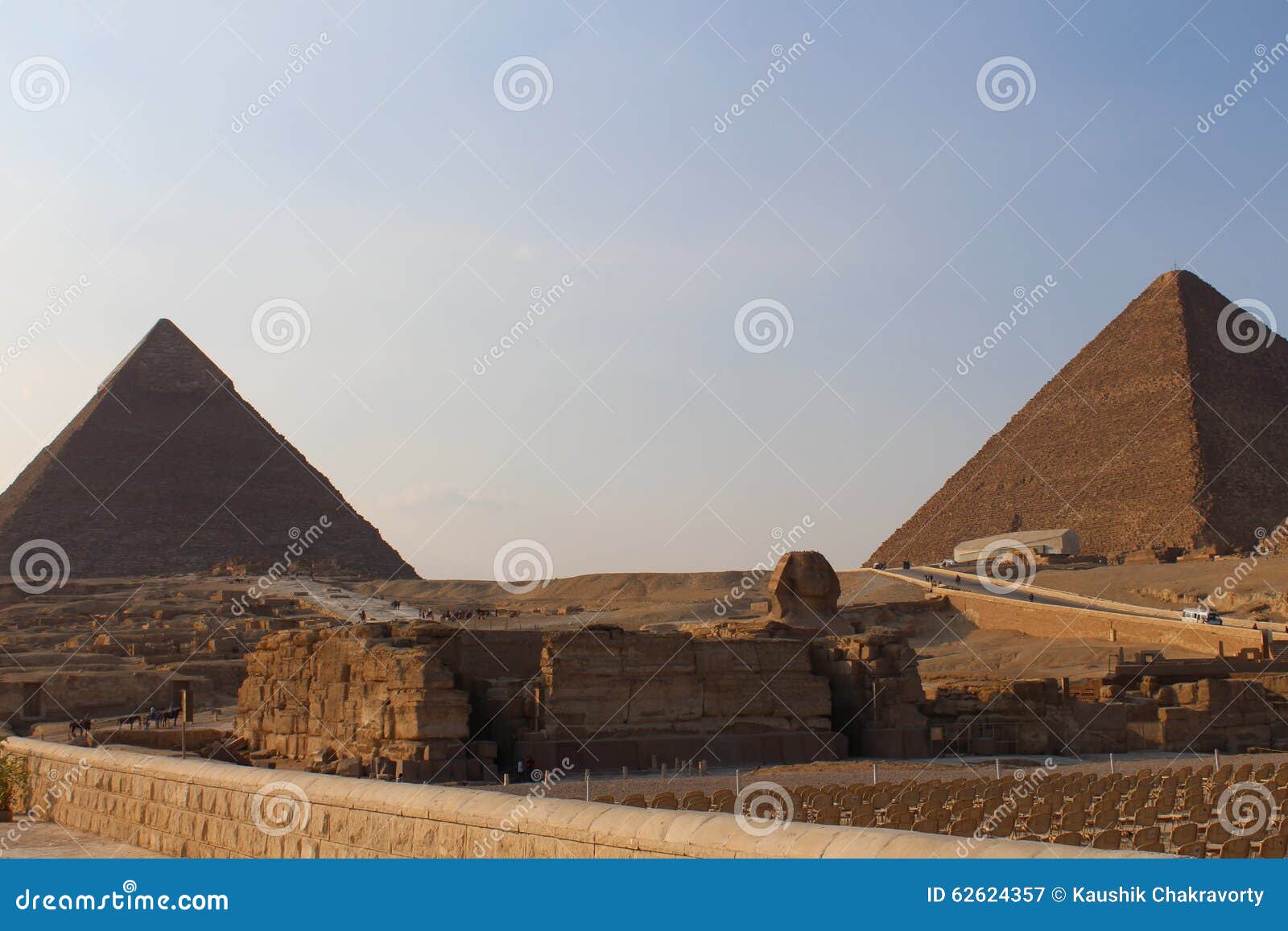 La Sfinge E Le Piramidi Di Giza Egitto Immagine Stock - Immagine di ...