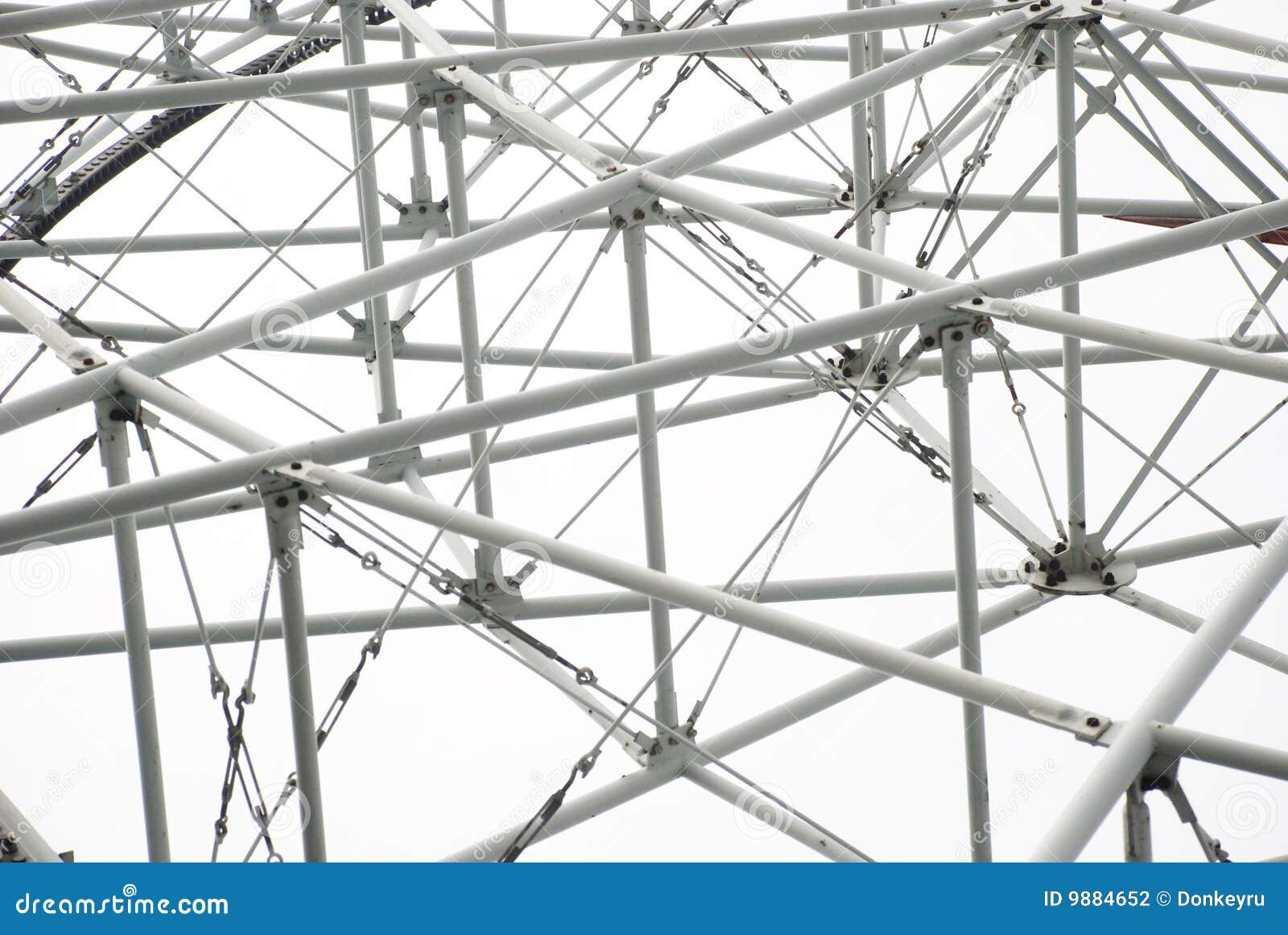 La Structure En Acier De Tube Photo stock - Image du support, acier ...